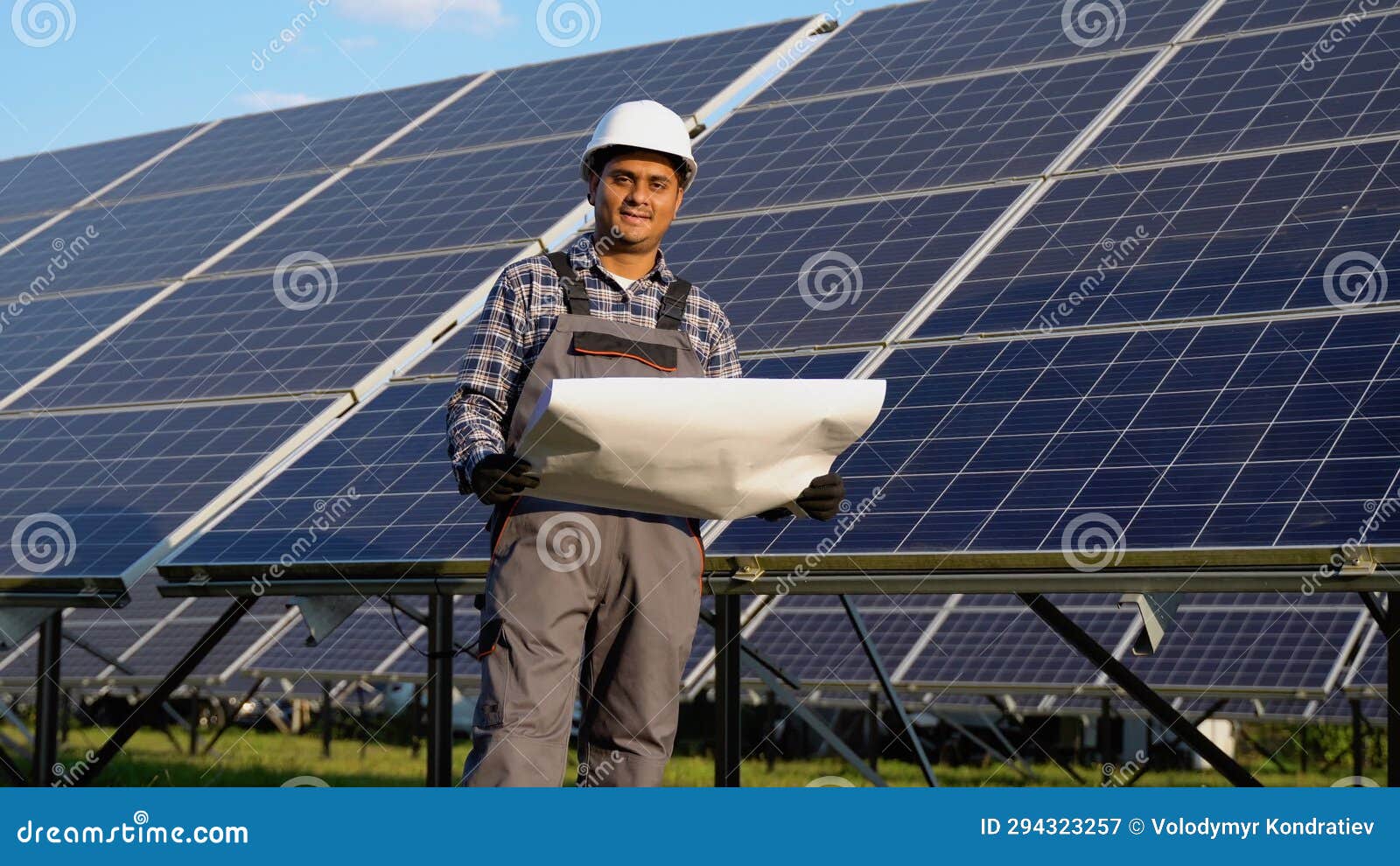 Indian Engineer Inspecting Solar Panels at Power Plant Stock Video ...