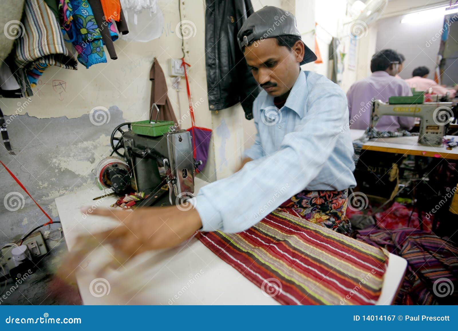 Indian factory editorial photography. Image of labor - 14014167