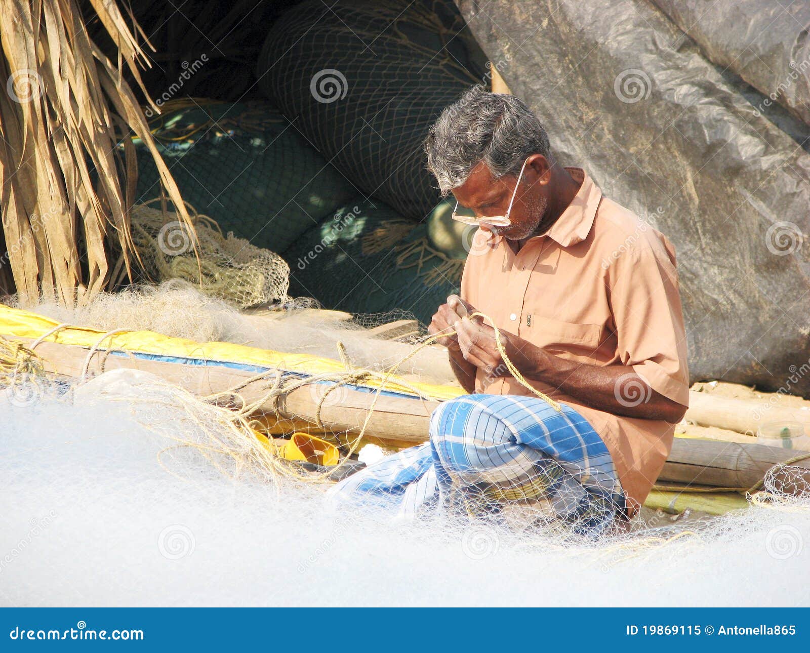 Indian fisherman editorial image. Image of sailor, asia - 19869115