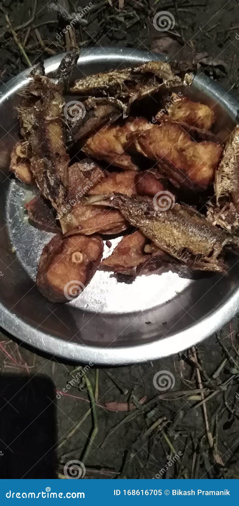 Indian Frying Fish in a Thali Stock Image - Image of night, indian ...