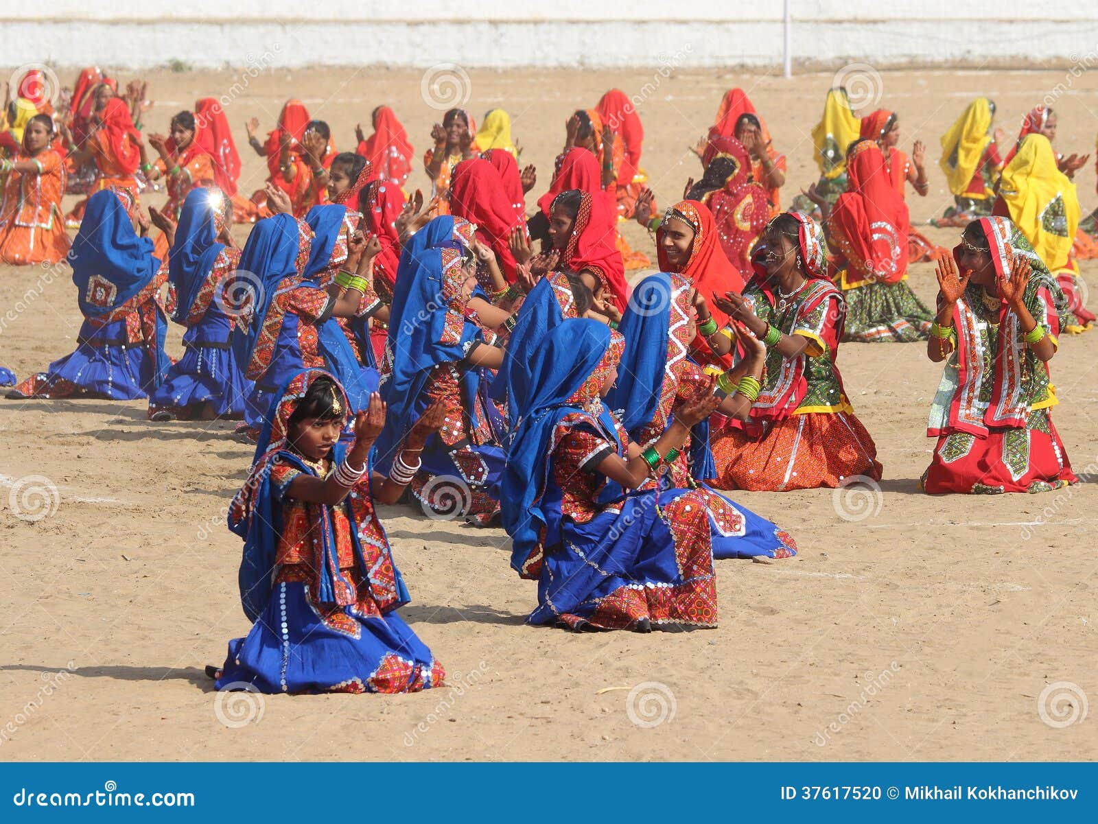 Indian Girls Dancing at Pushkar Camel Fair Editorial Image - Image of ...