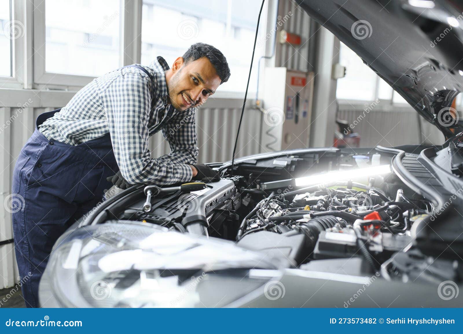 Indian Happy Auto Mechanic in Blue Suit. Stock Photo - Image of ...