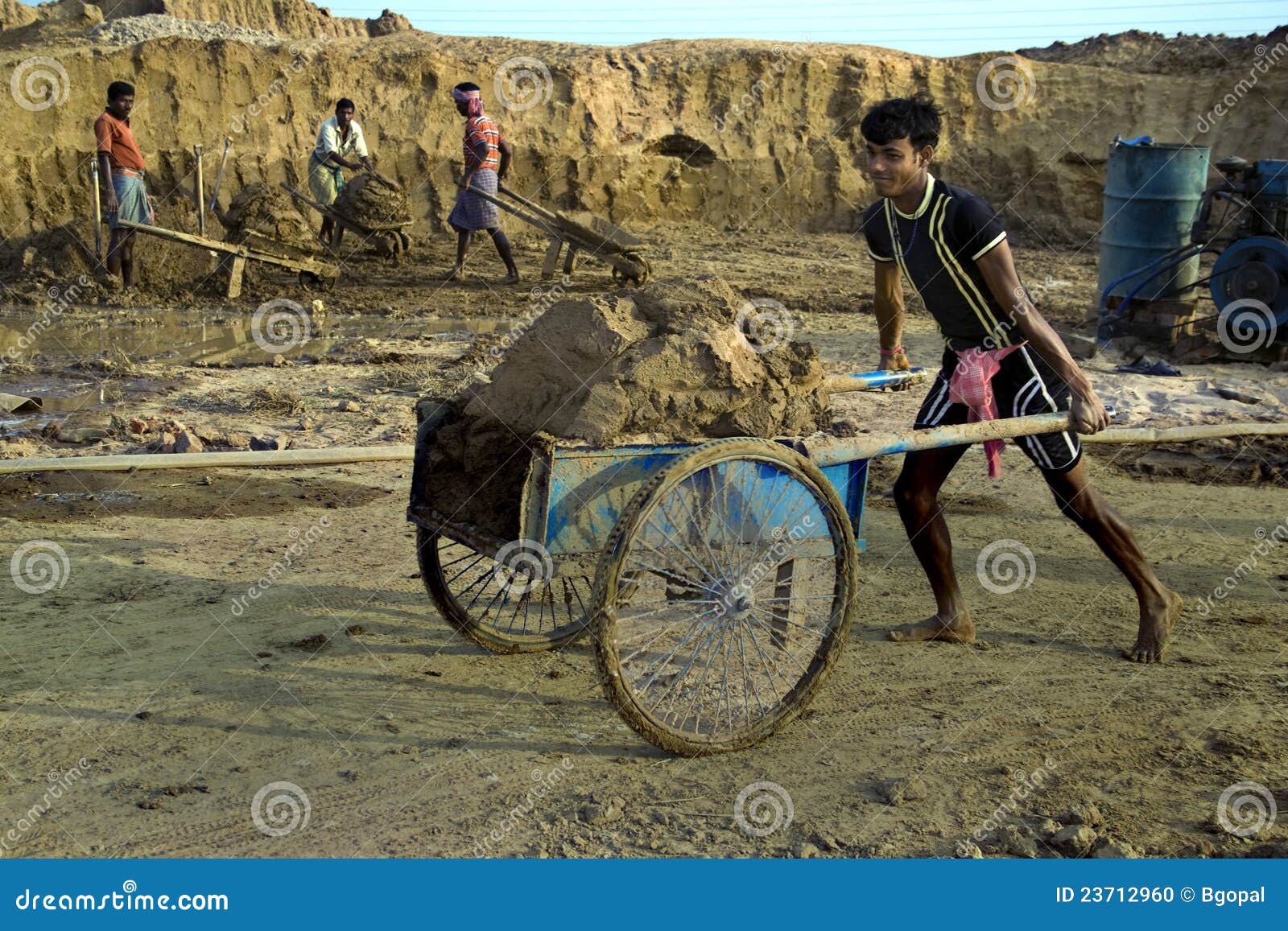 Indian Labours Editorial Image - Image: 23712960