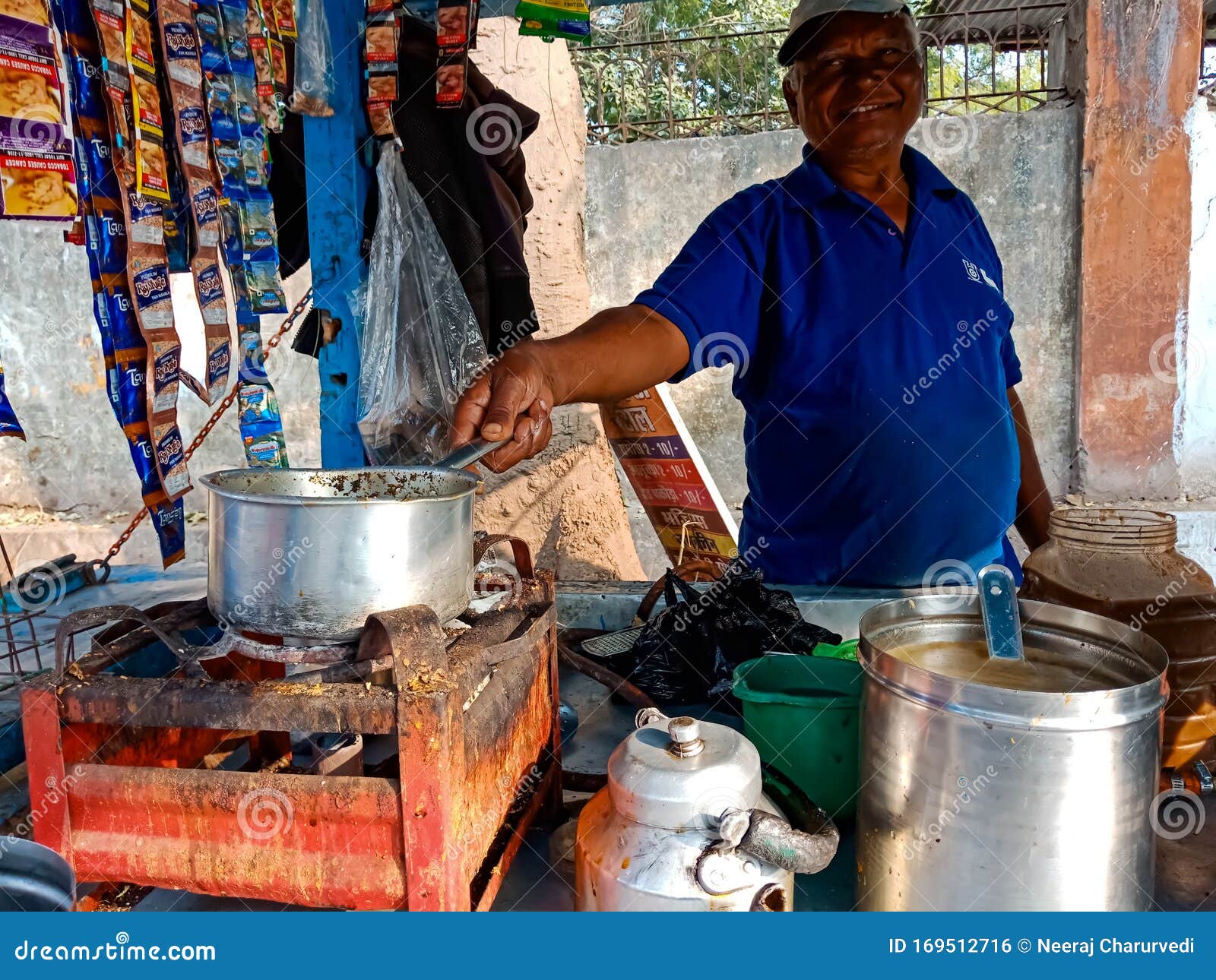 An Indian Old Man Making Tea on Roadside in India Oct 2019 Editorial ...
