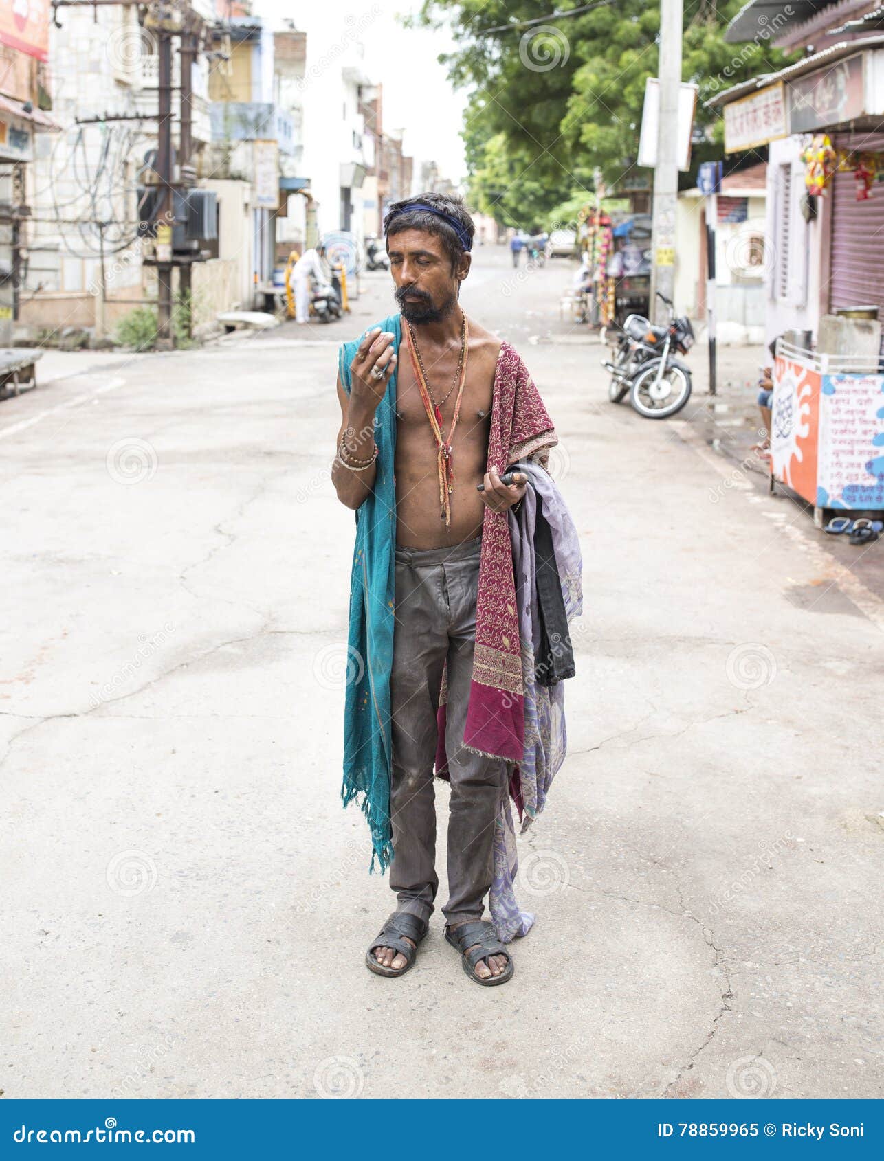 Indian poor man editorial image. Image of poor, morning - 78859965