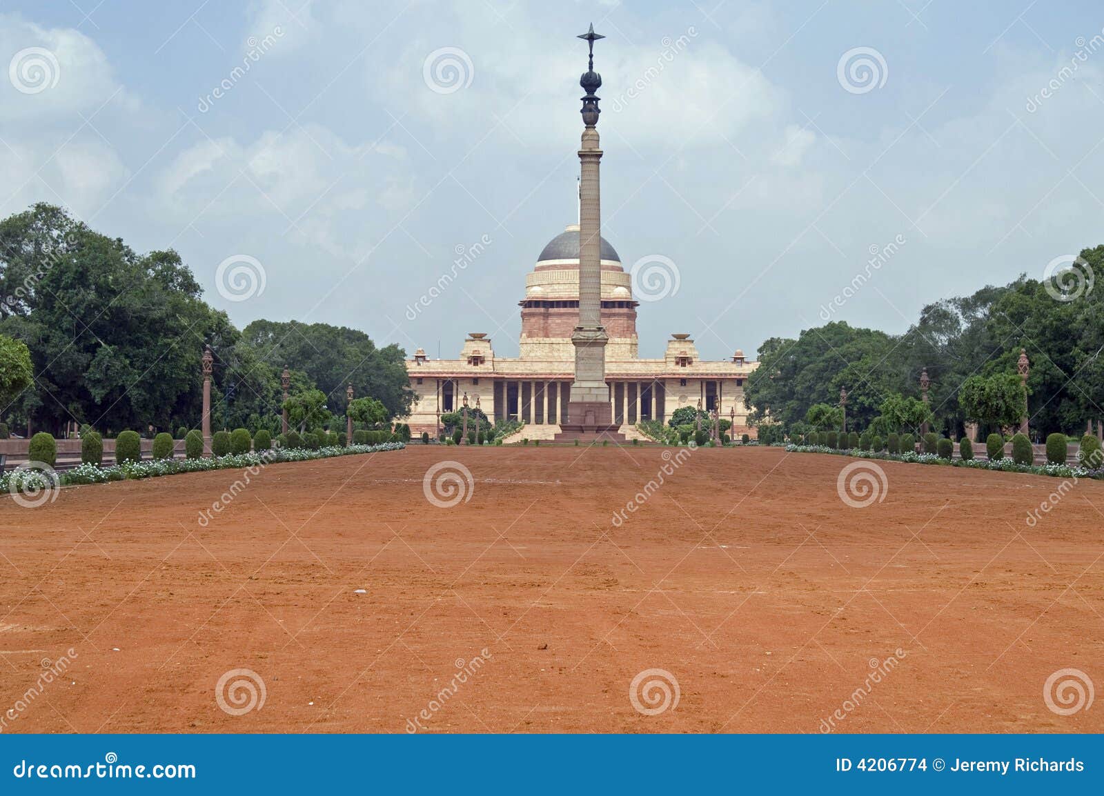 Indian Presidents House stock photo. Image of gravel, bhavan - 4206774