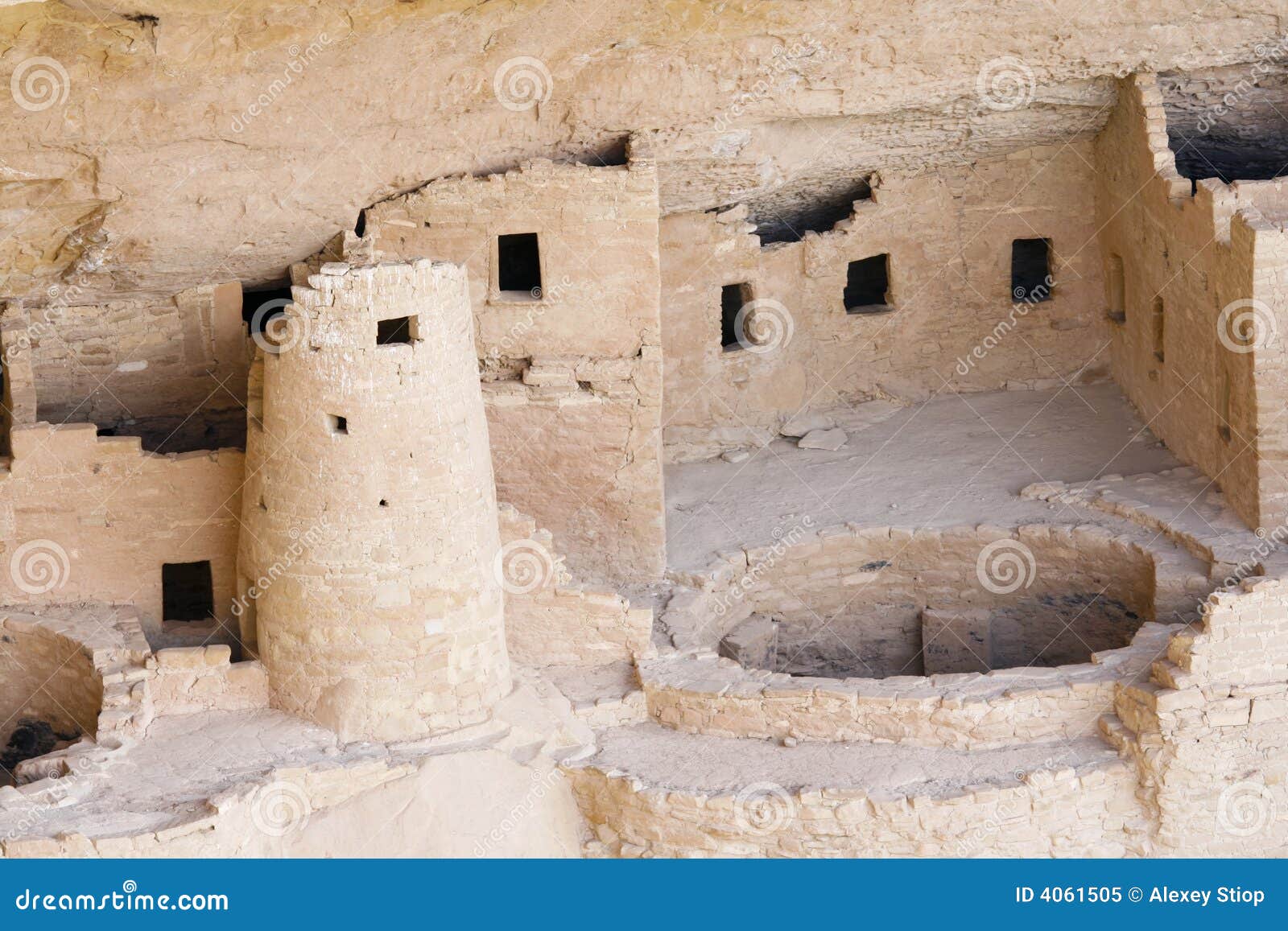 Indian ruins at Mesa Verde stock image. Image of city - 4061505