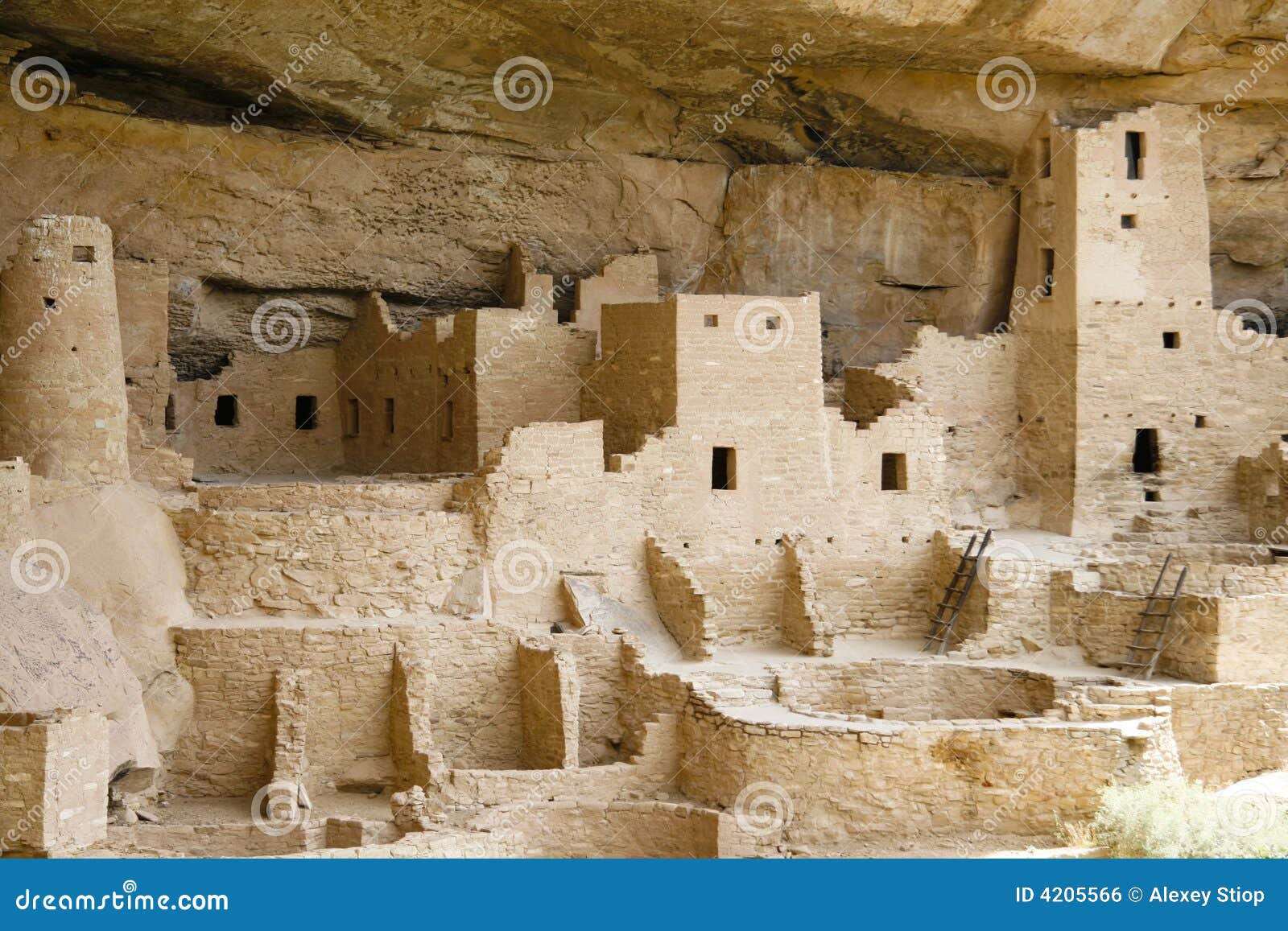 Indian ruins at Mesa Verde stock photo. Image of civilization - 4205566