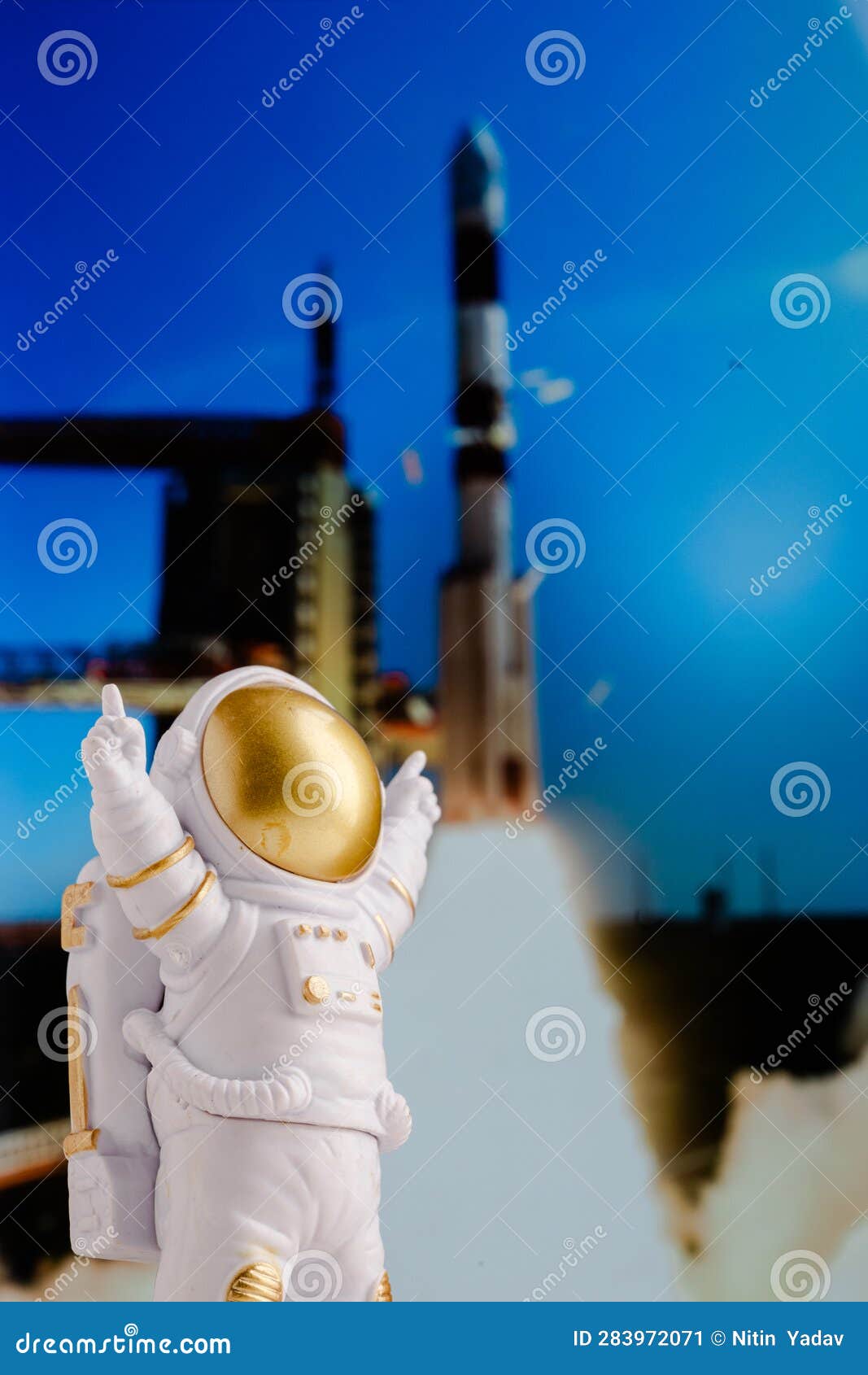 Indian Space Research Organisation (ISRO) Stock Image - Image of moon ...