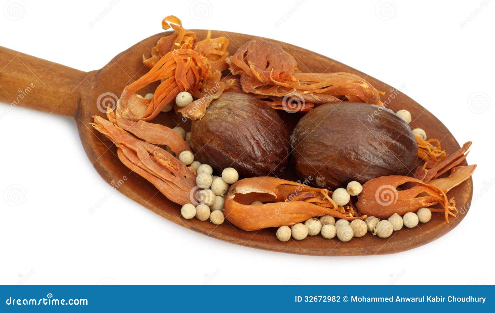 Indian Spices on a Wooden Spoon Stock Photo - Image of nutmeg, blend ...