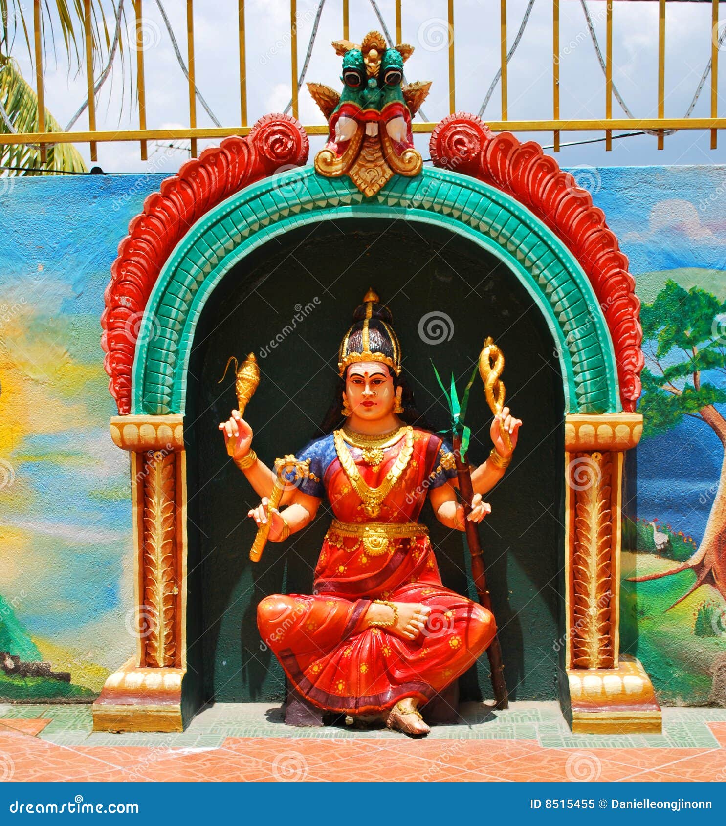 Indian Statue Royalty-Free Stock Photo | CartoonDealer.com #8486775