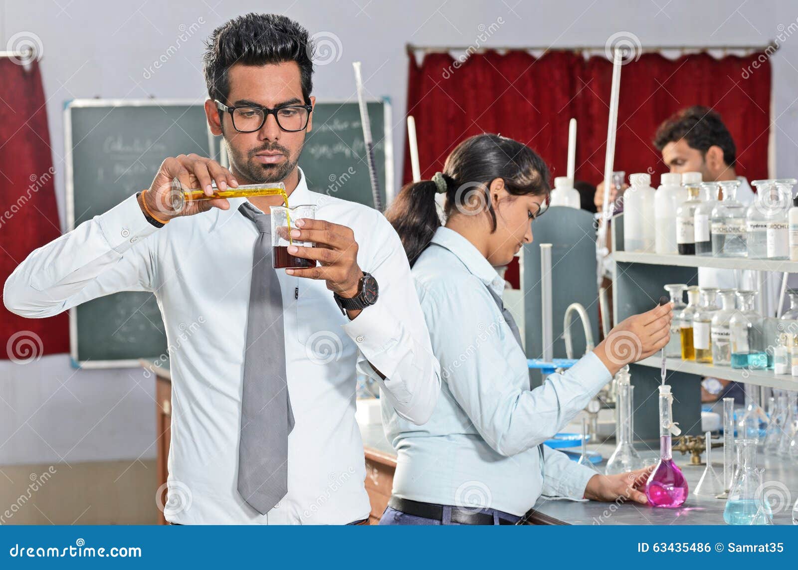 Indian Students in Chemistry Laboratory Editorial Photo - Image of ...