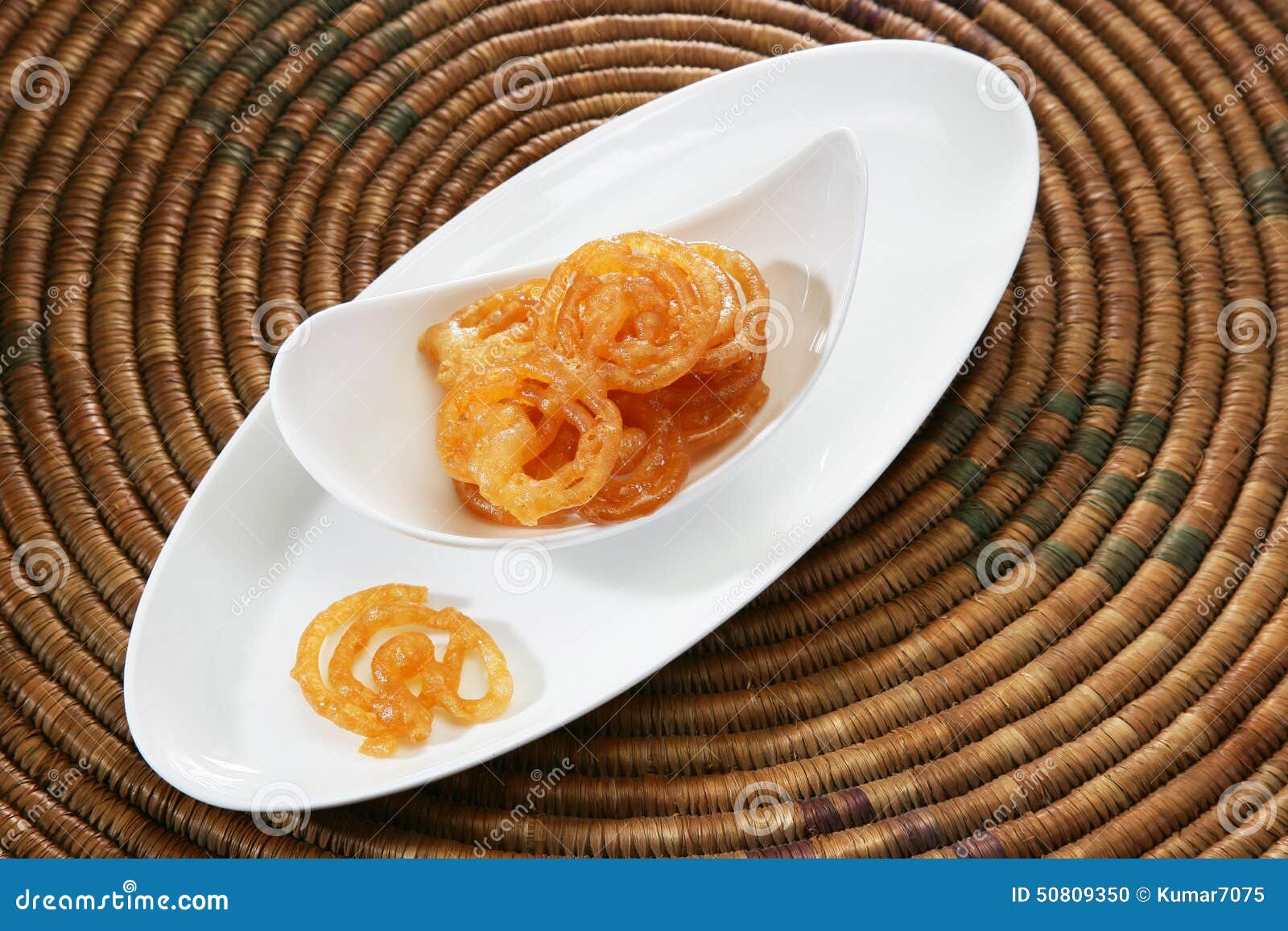 Indian Sweet Jalebi - Jalabi Stock Photo - Image of gourmet, twisted ...