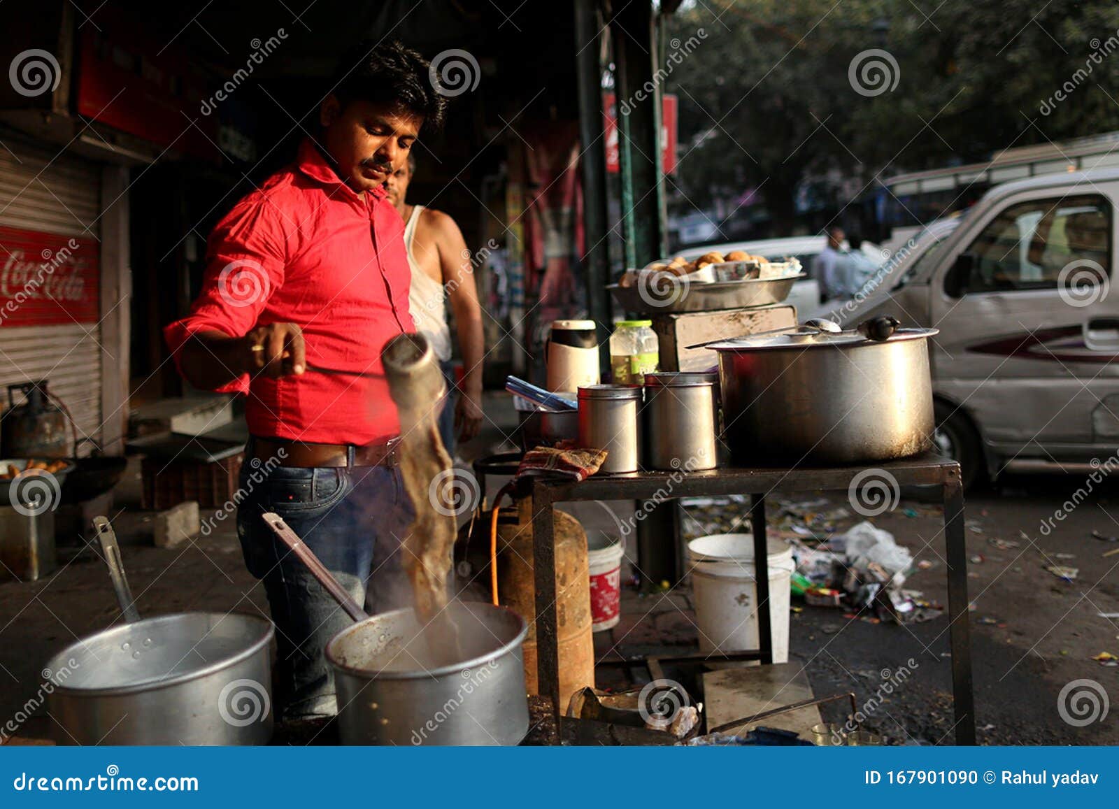 Indian Tea Shop Keeper Preparing Tea. on Mini Bypaas Bareilly Editorial ...