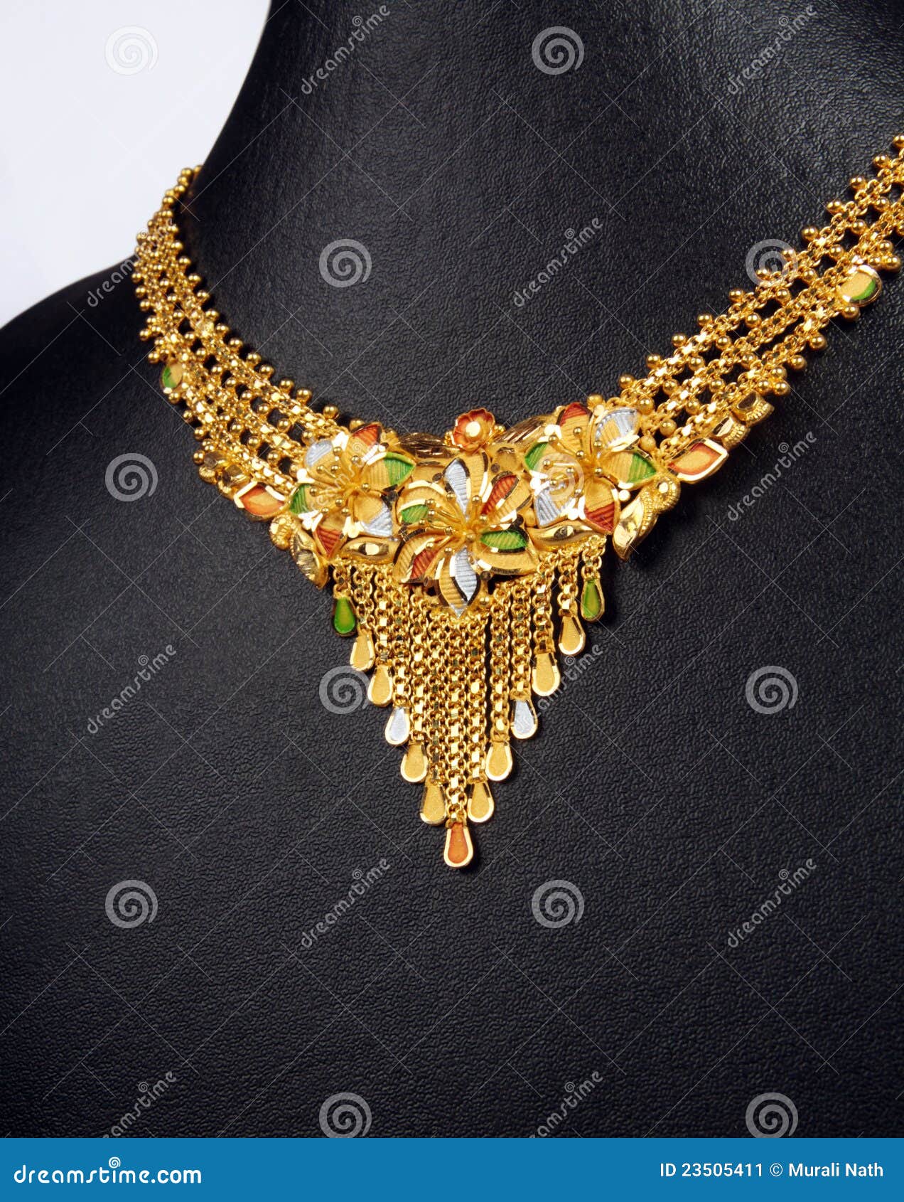 Indian Traditional Gold Necklace Stock Image - Image of jewellery ...
