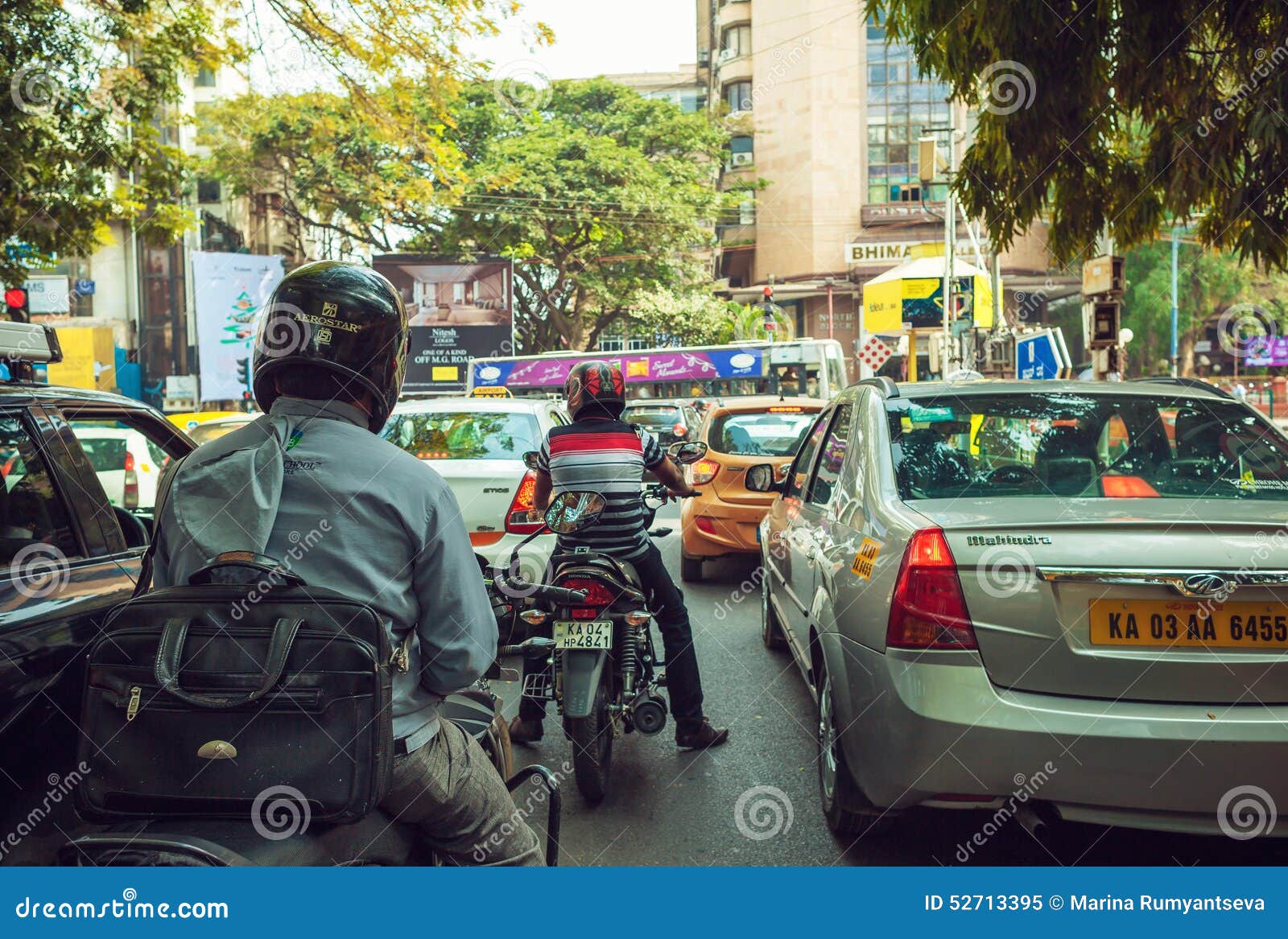 Indian traffic editorial image. Image of traffic, bike - 52713395