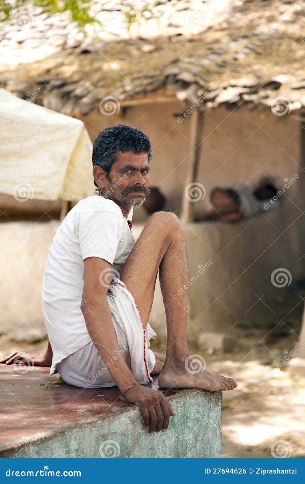 Indian villager man editorial photo. Image of faces, think - 27694626