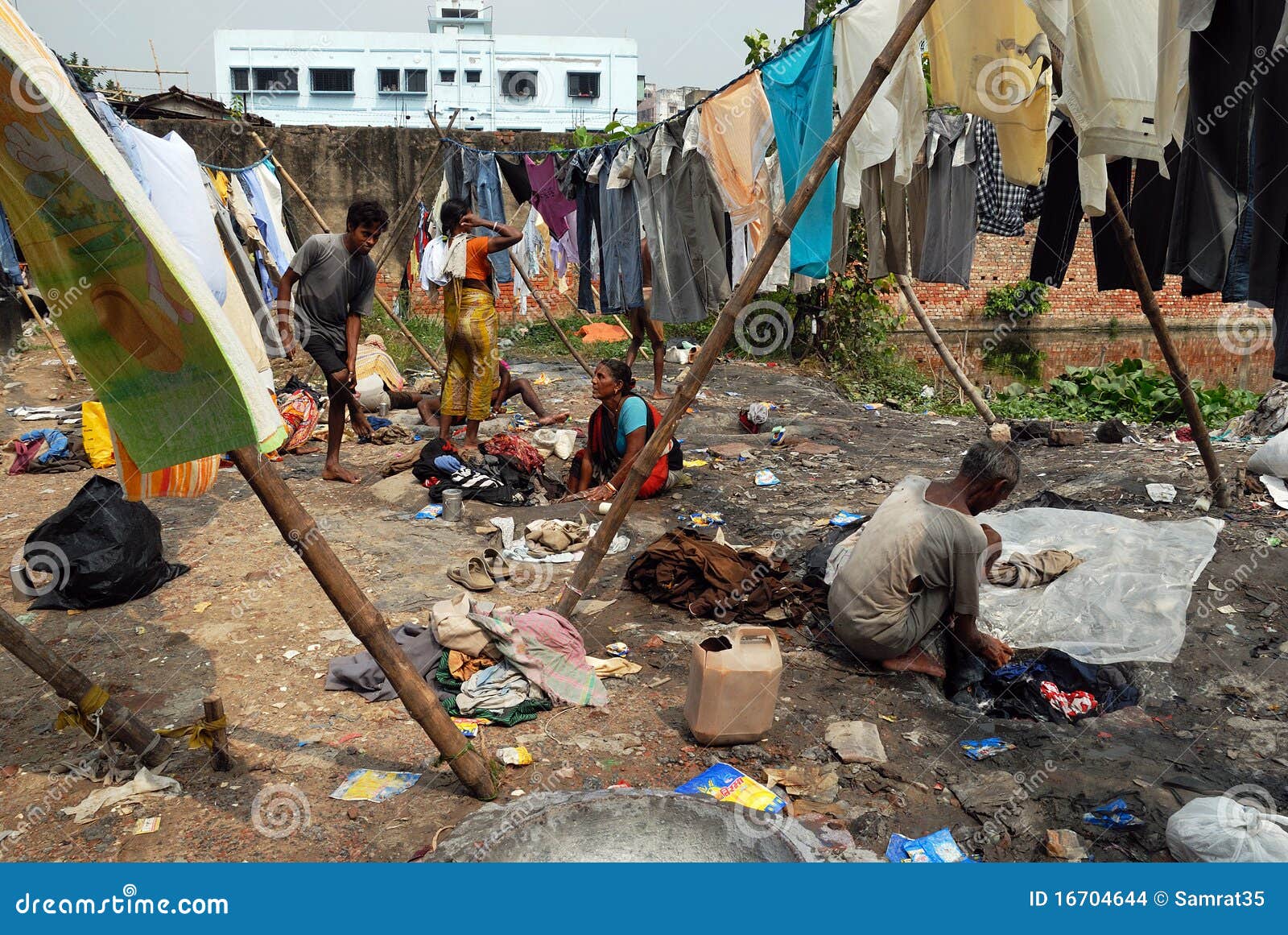 Indian Washer man editorial stock image. Image of family - 16704644