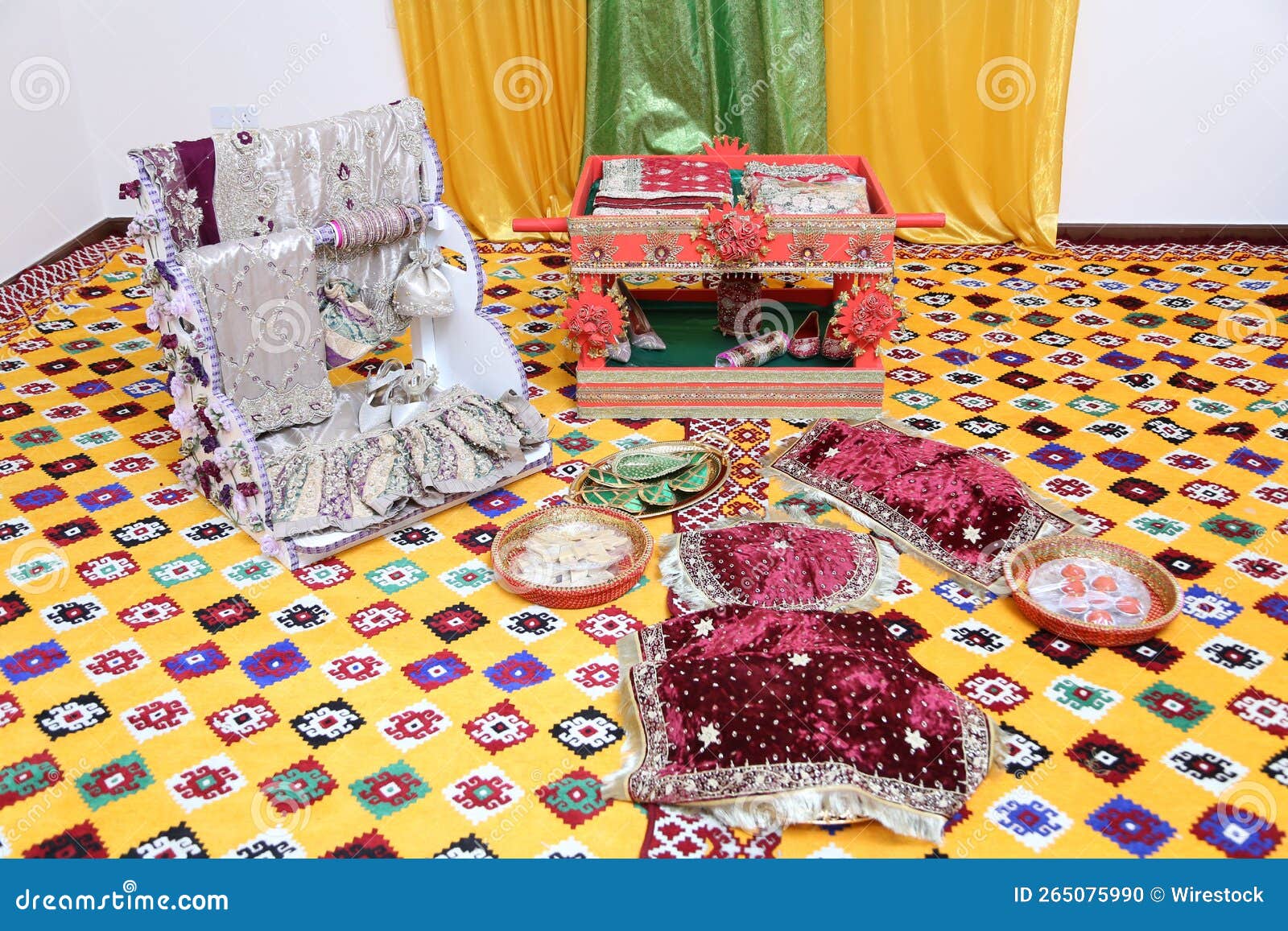 Indian Wedding Decorations Setup Stock Photo - Image of groom, design ...