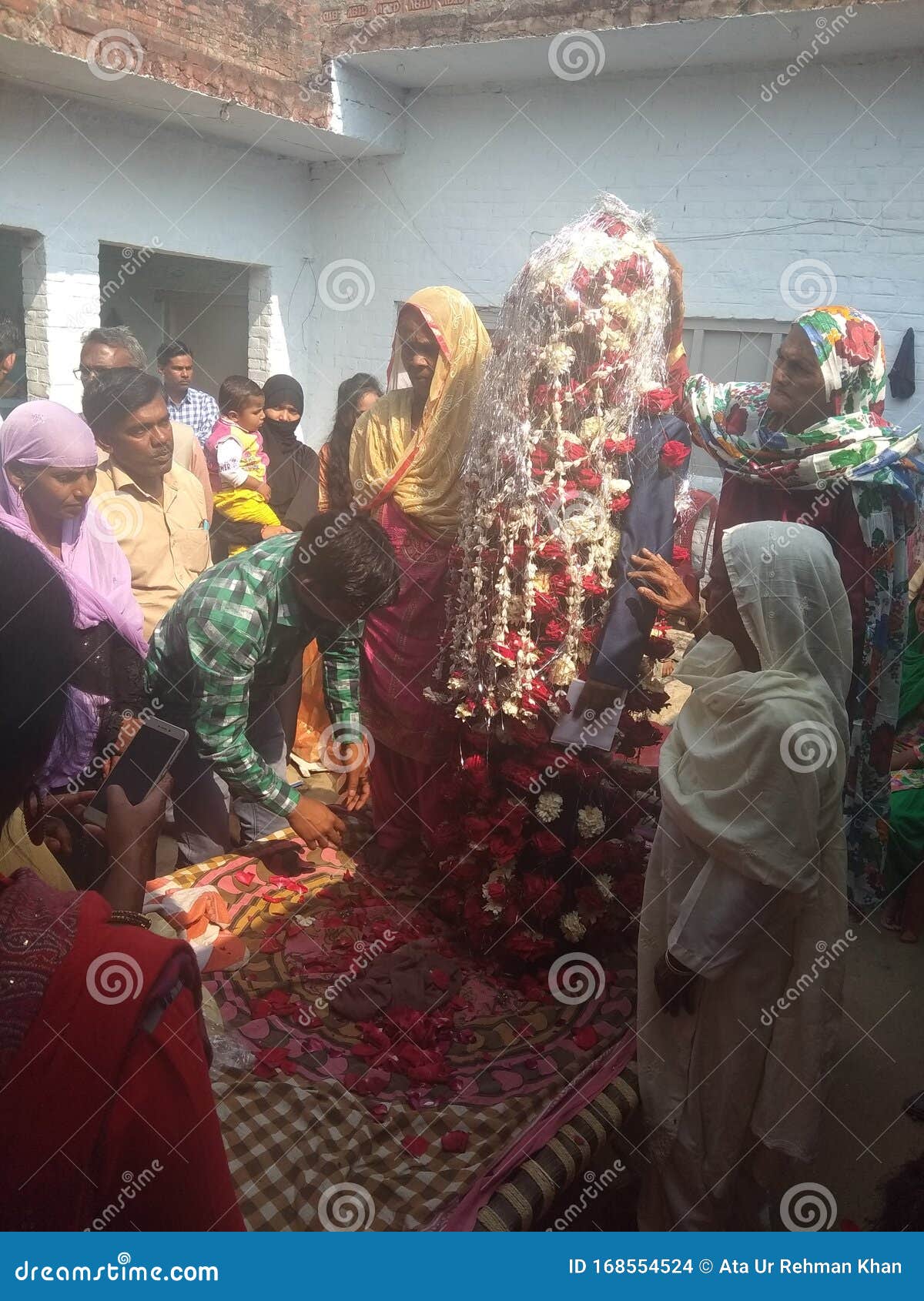 Indian Wedding Wearing Sehra of Rose Editorial Stock Image - Image of ...