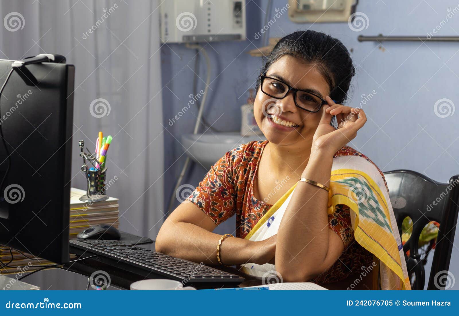 Indian Woman in Saree Working on Computer at Home Stock Image - Image ...