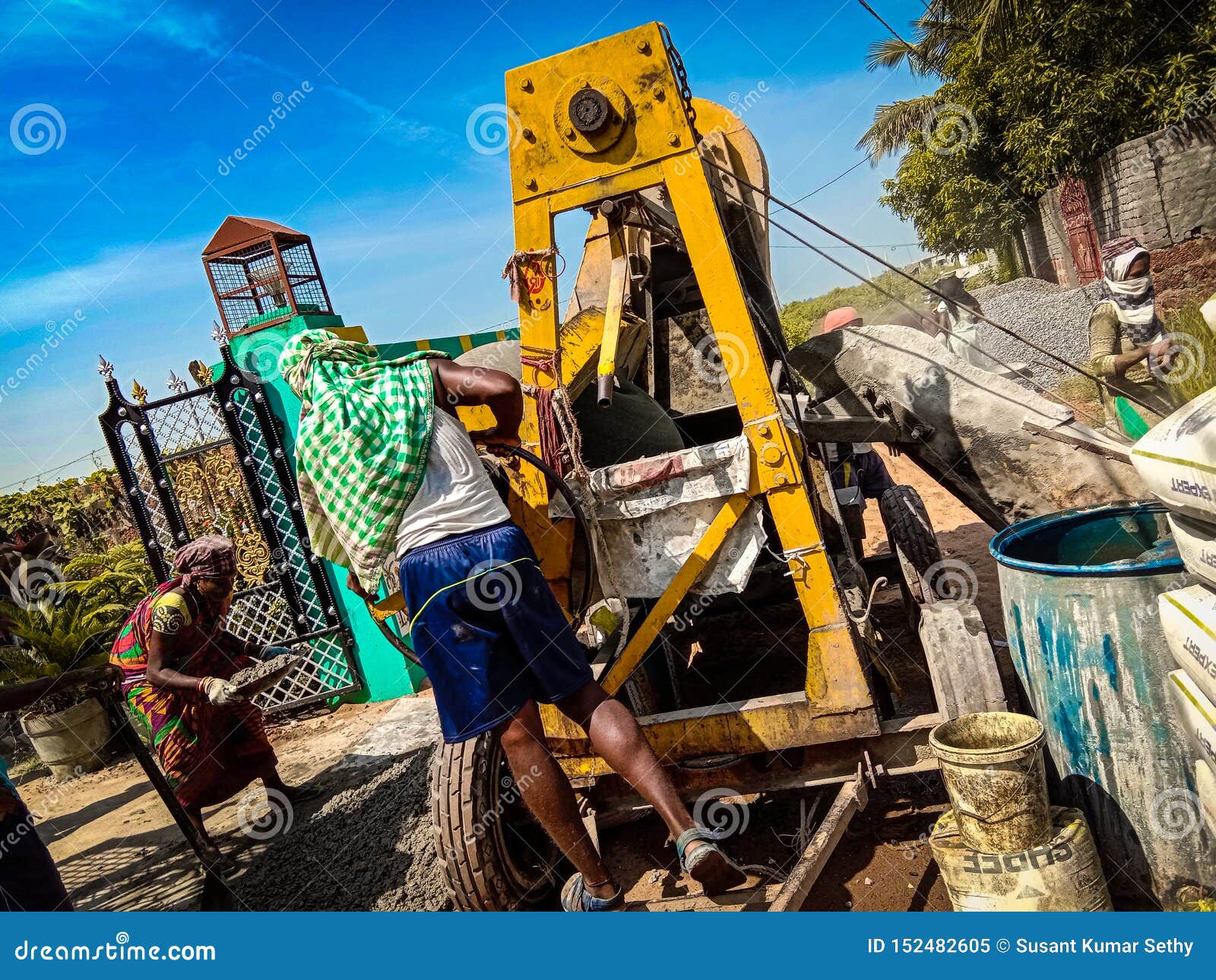 Indian Workers at Construction Site Editorial Image - Image of site ...