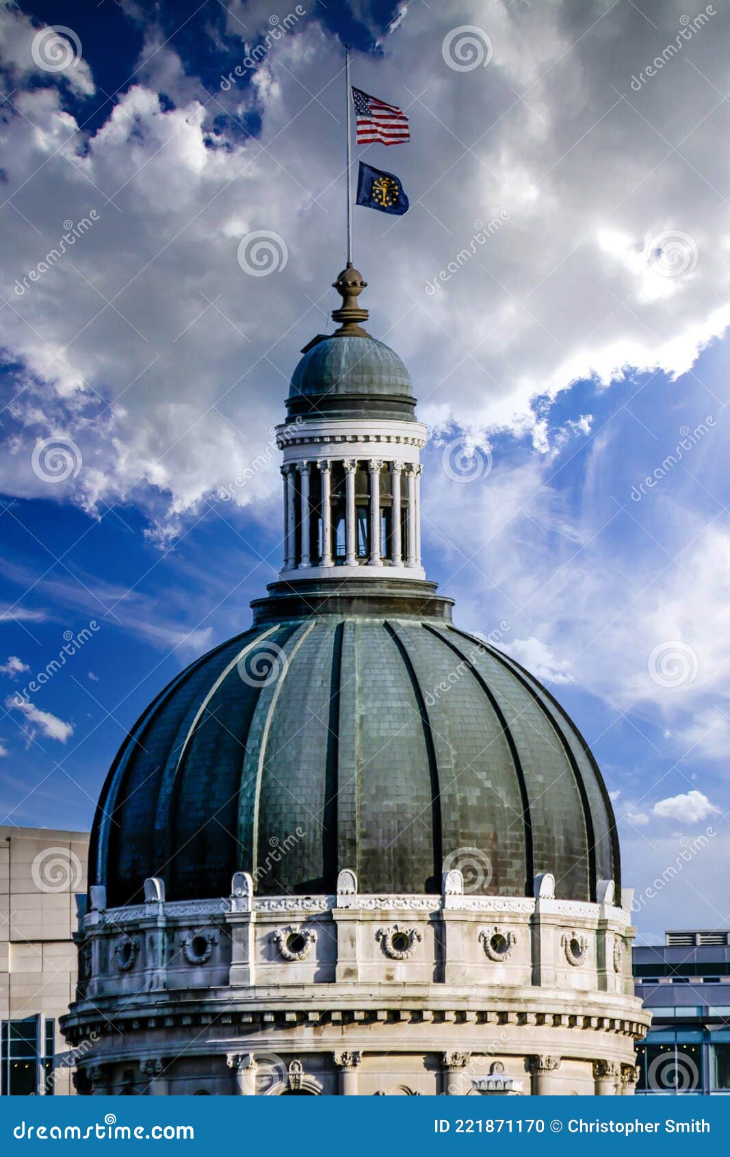 The Indiana State Capitol Building Dome in Indianapolis Editorial Image ...