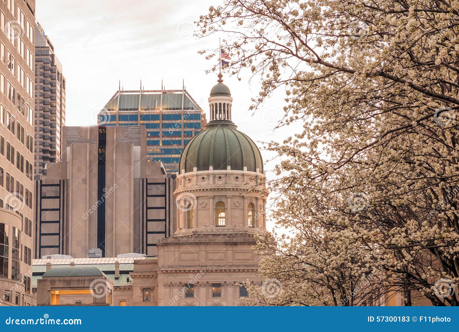 The Indiana Statehouse stock image. Image of sunrise - 57300183