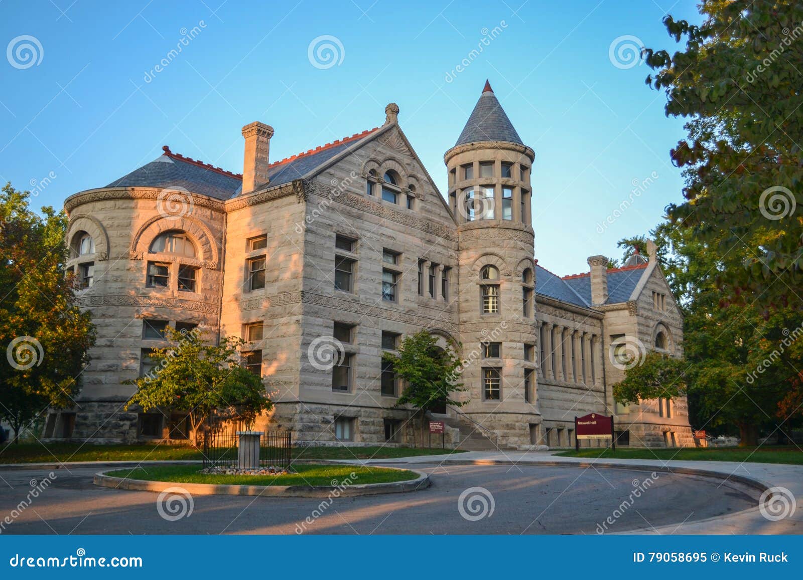Indiana University editorial image. Image of quad, sample - 79058695