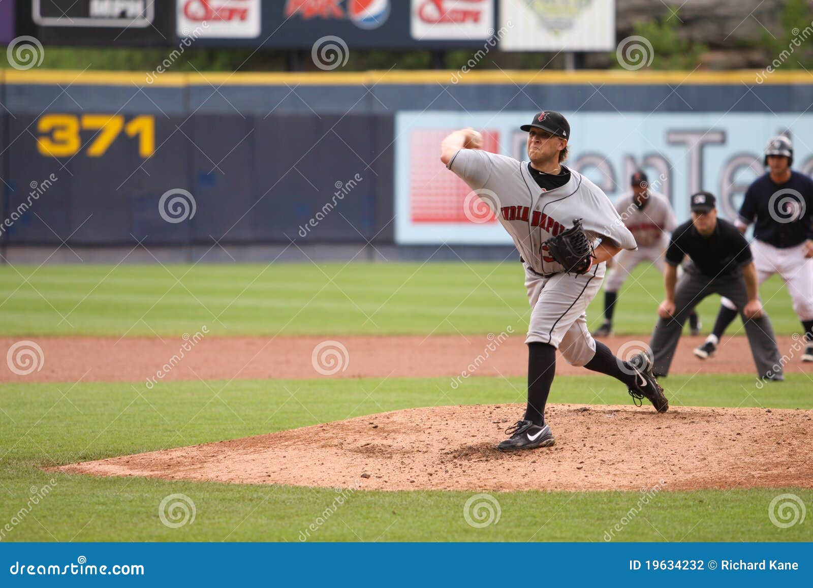 Indianapolis Indians Pitcher Sean Gallagher Editorial Photography ...