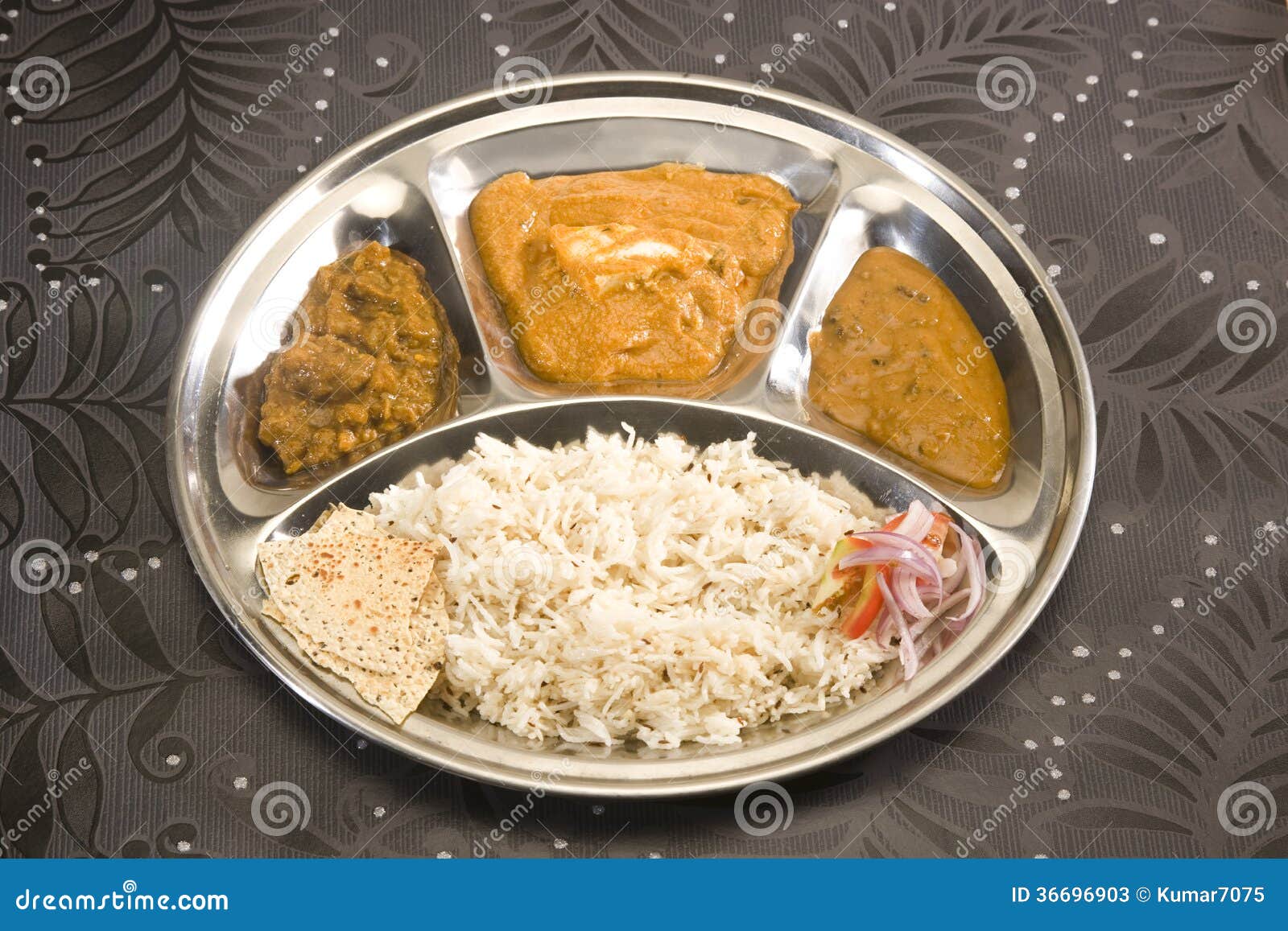 Indier Thali, indisk mat fotografering för bildbyråer. Bild av bönor ...