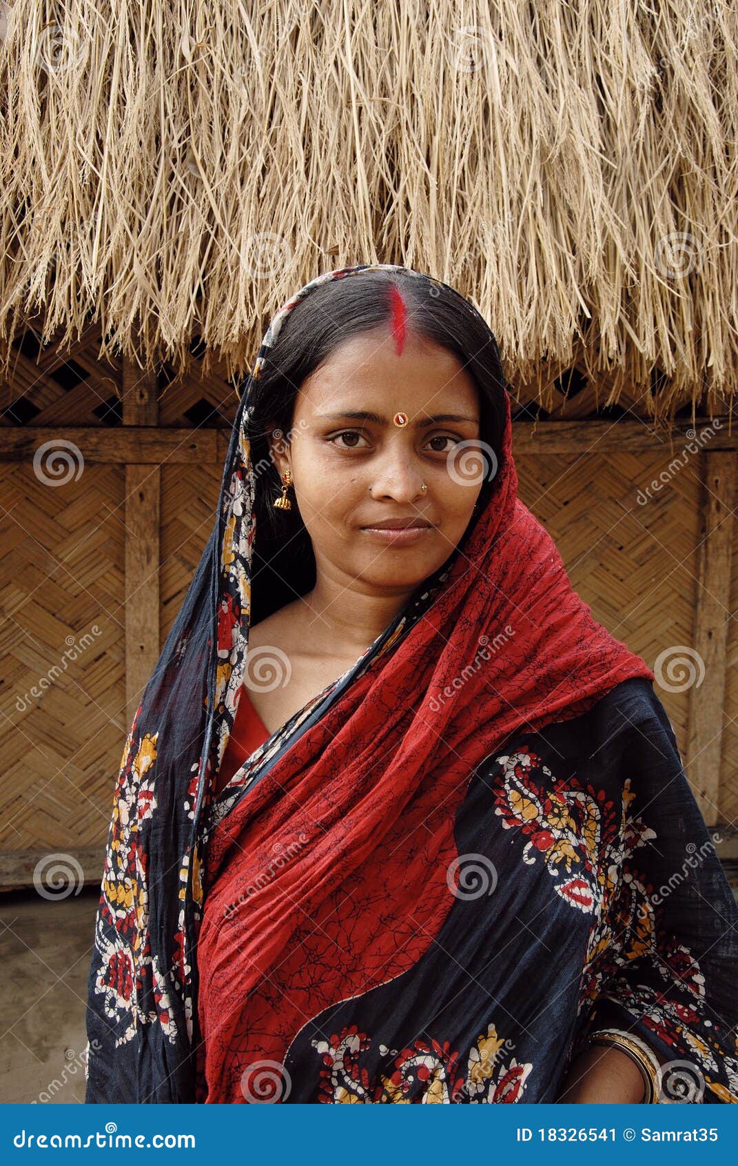 Indische Vrouw redactionele foto. Image of azië, kleur - 18326541