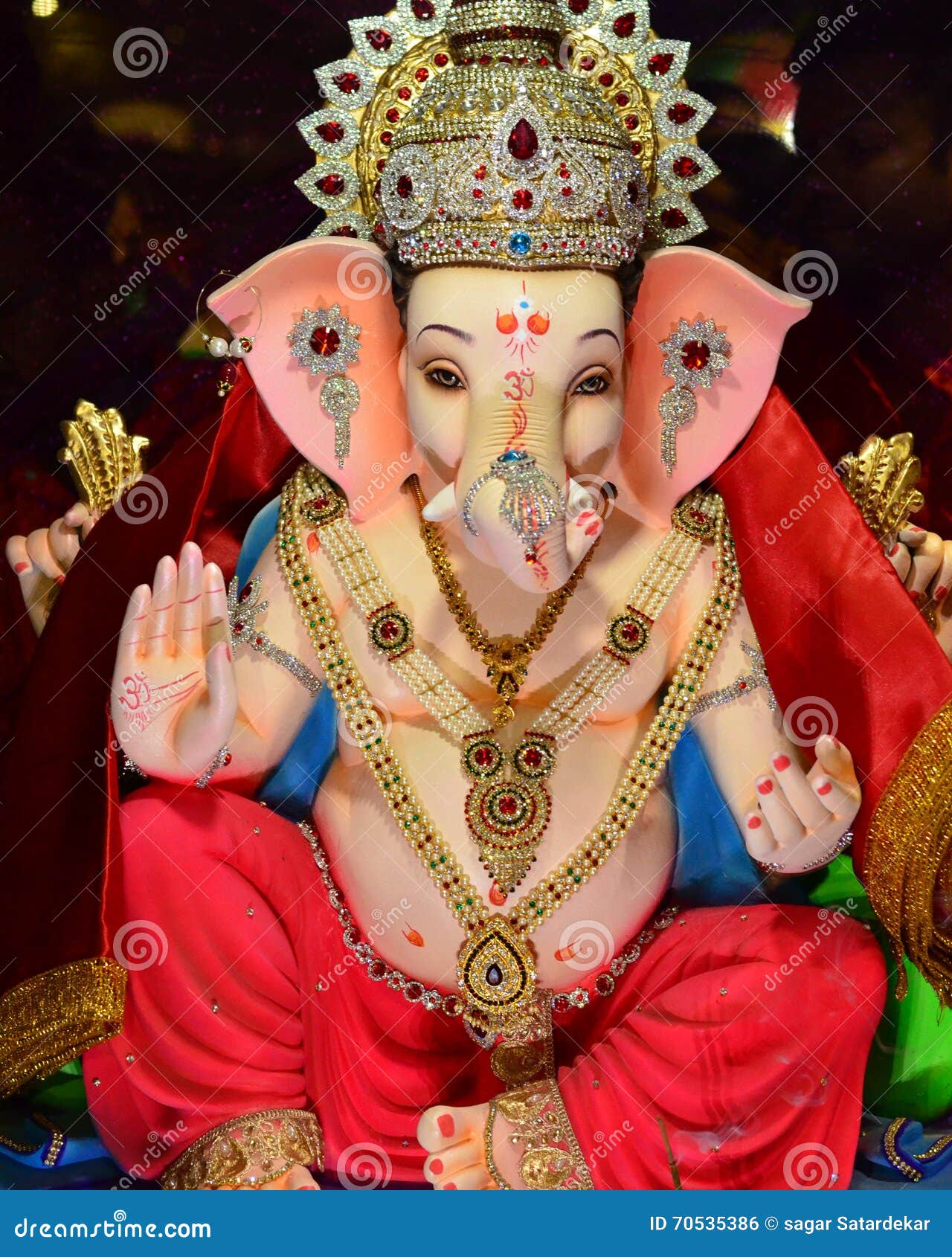 Indischer Gott Ganesha stockfoto. Bild von idol, indisch - 70535386