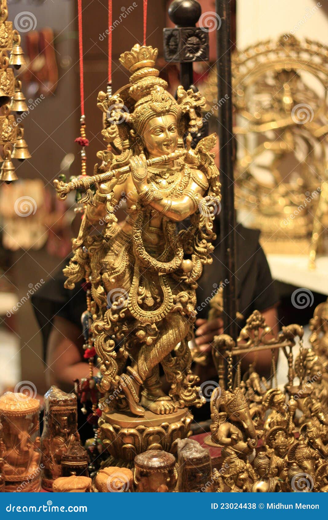 Indischer Gott-Lord Krishna Handicraft Gold Idol Stockfoto - Bild von ...