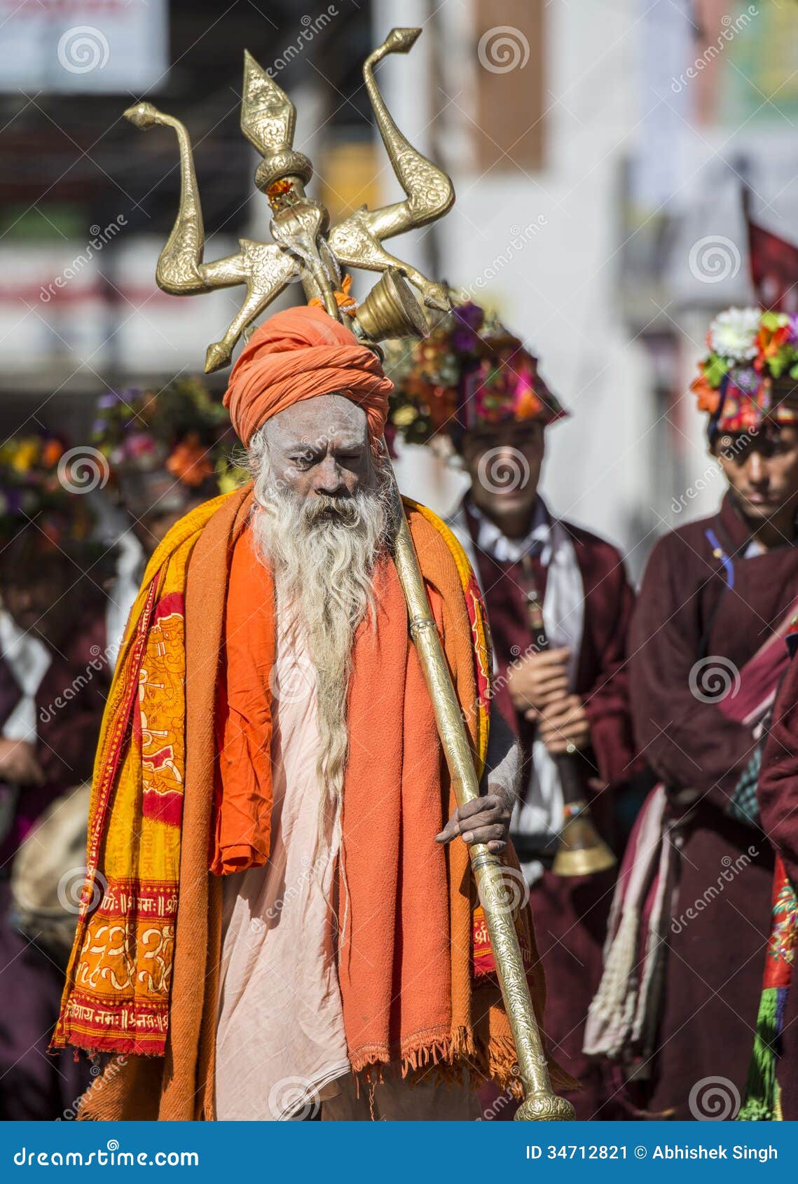 Indischer Priester redaktionelles foto. Bild von hinduistisch - 34712821