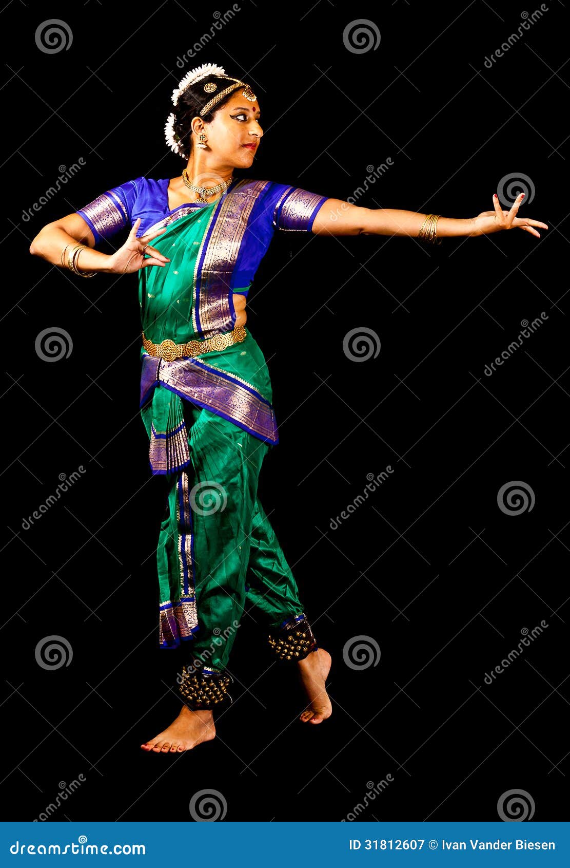 Indisk dansare fotografering för bildbyråer. Bild av egen - 31812607