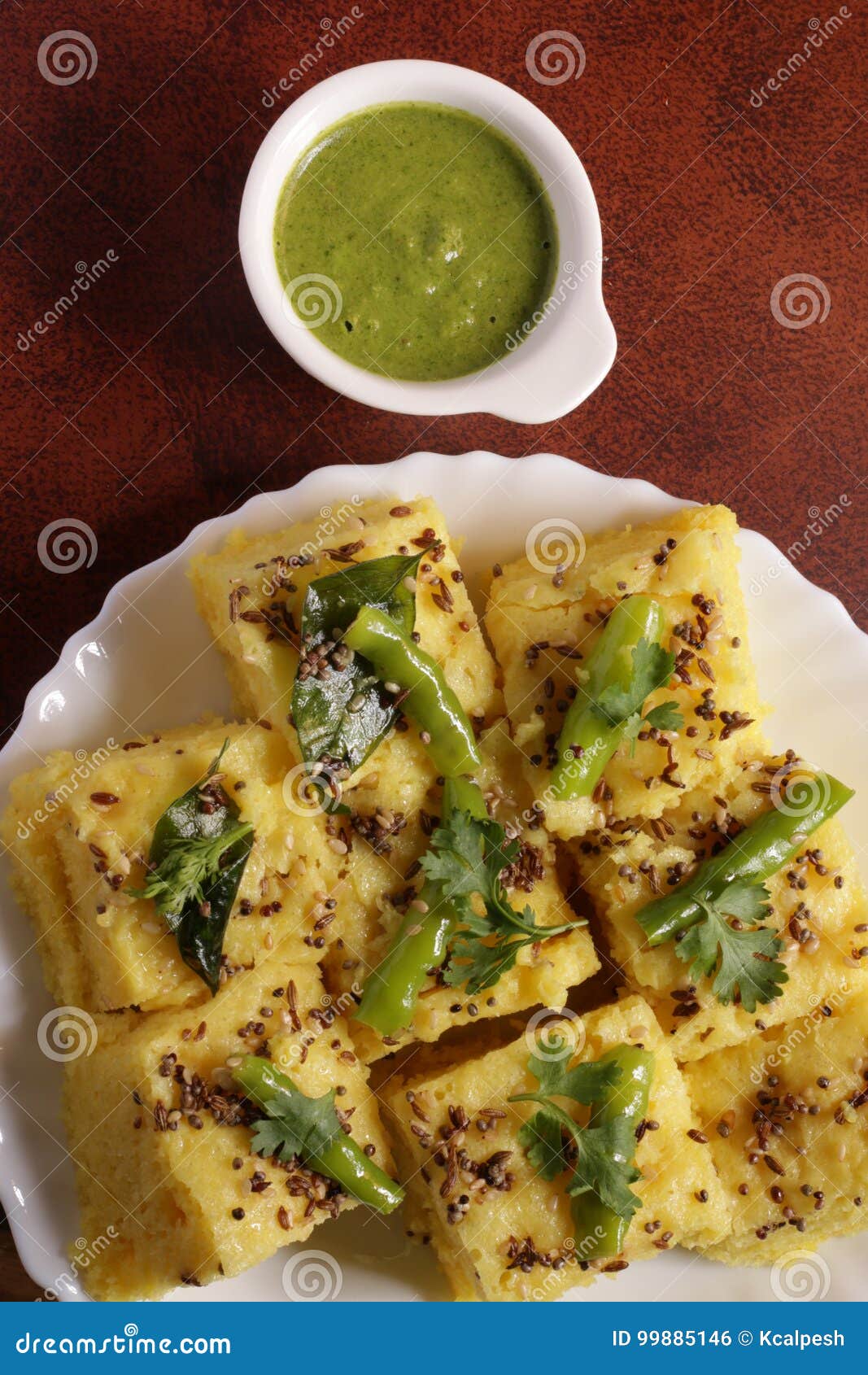 Indisk Mat - Gujarati Khaman Dhokla Arkivfoto - Bild av slappt, full ...