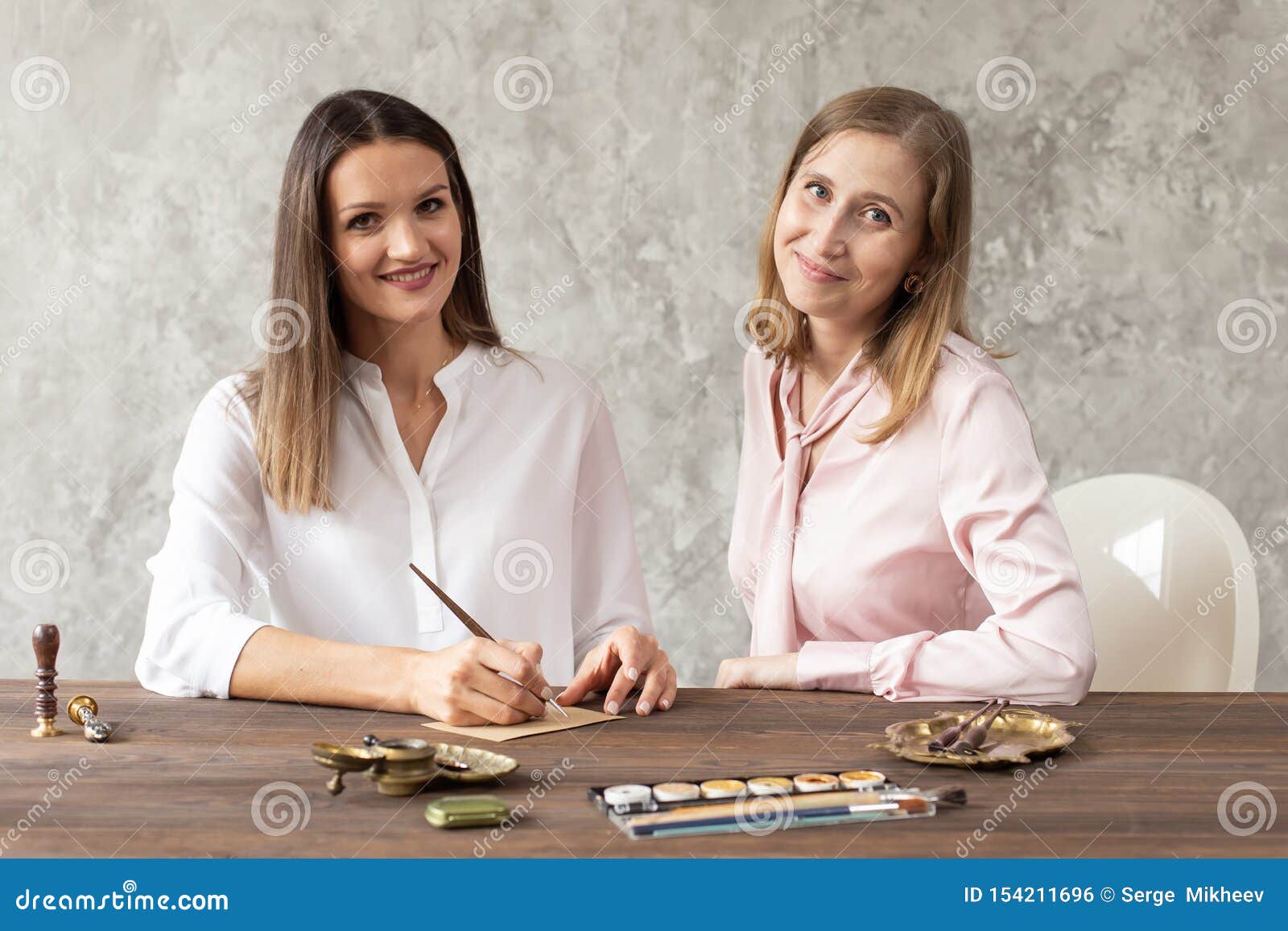 Individual Drawing Training. Beautiful Bright Studio with Sunlight ...