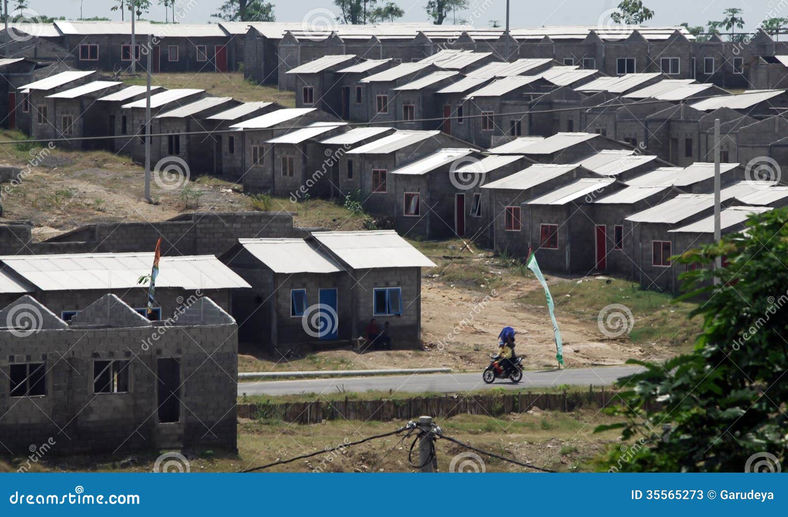 Working Class Apartment 110 Lower Class House Stock Photos Free