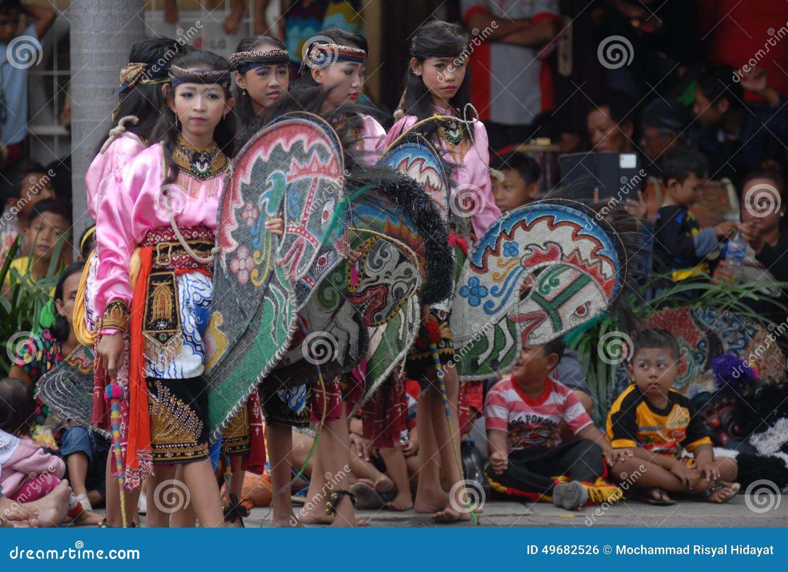 INDONESIA TRADITIONAL DANCE Editorial Photo - Image of jaranan ...