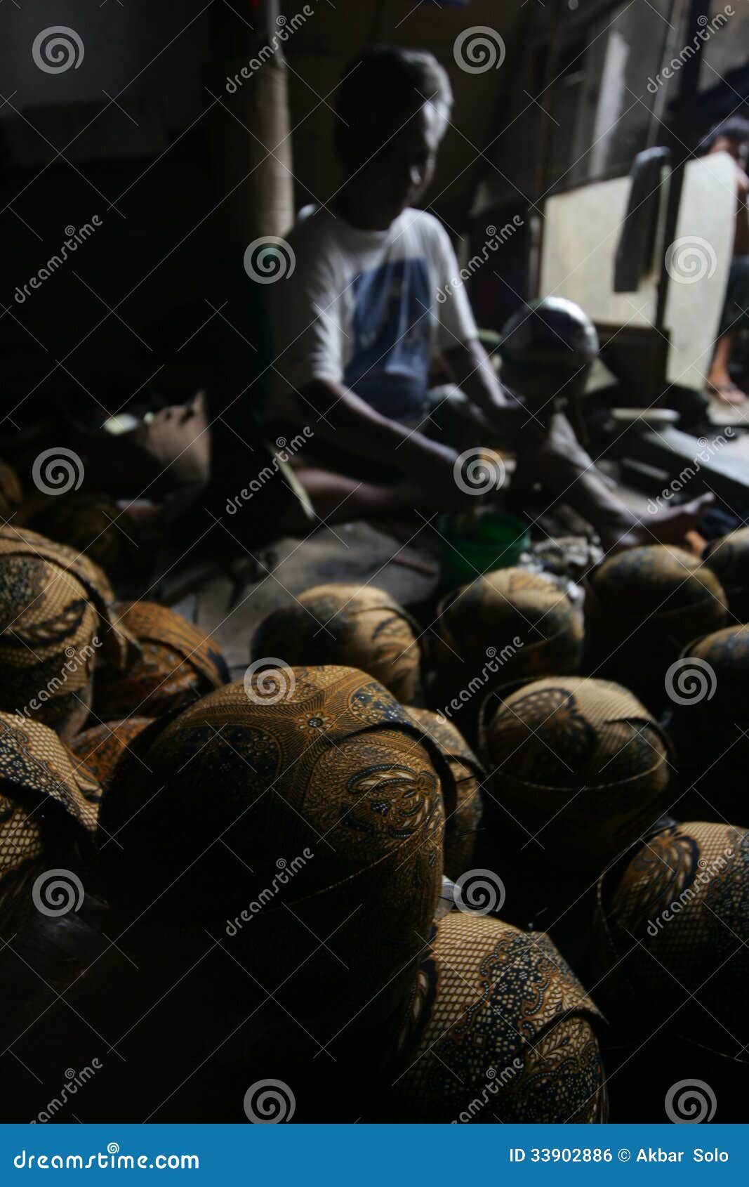 Indonesia traditional hat editorial photo. Image of local - 33902886