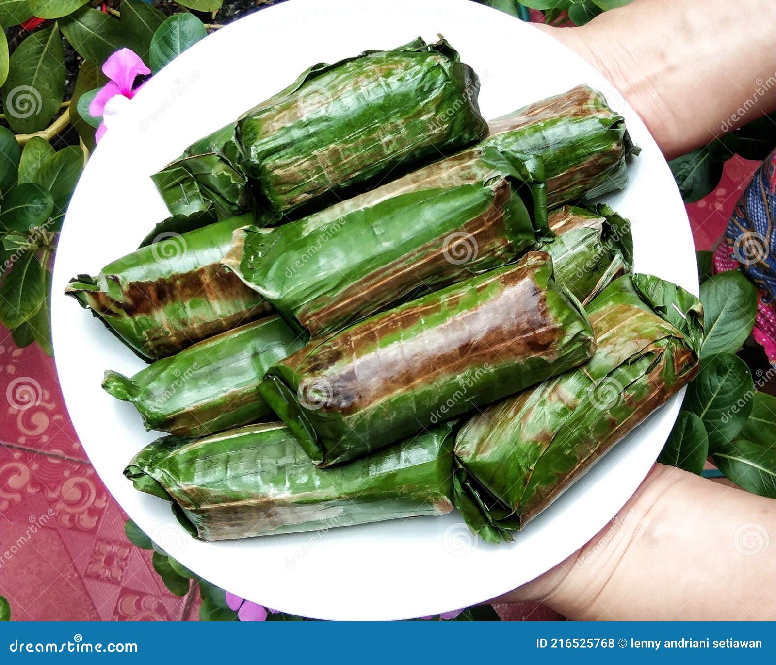 Indonesia Traditional Snack Lemper Stock Photo - Image of plant, salad ...