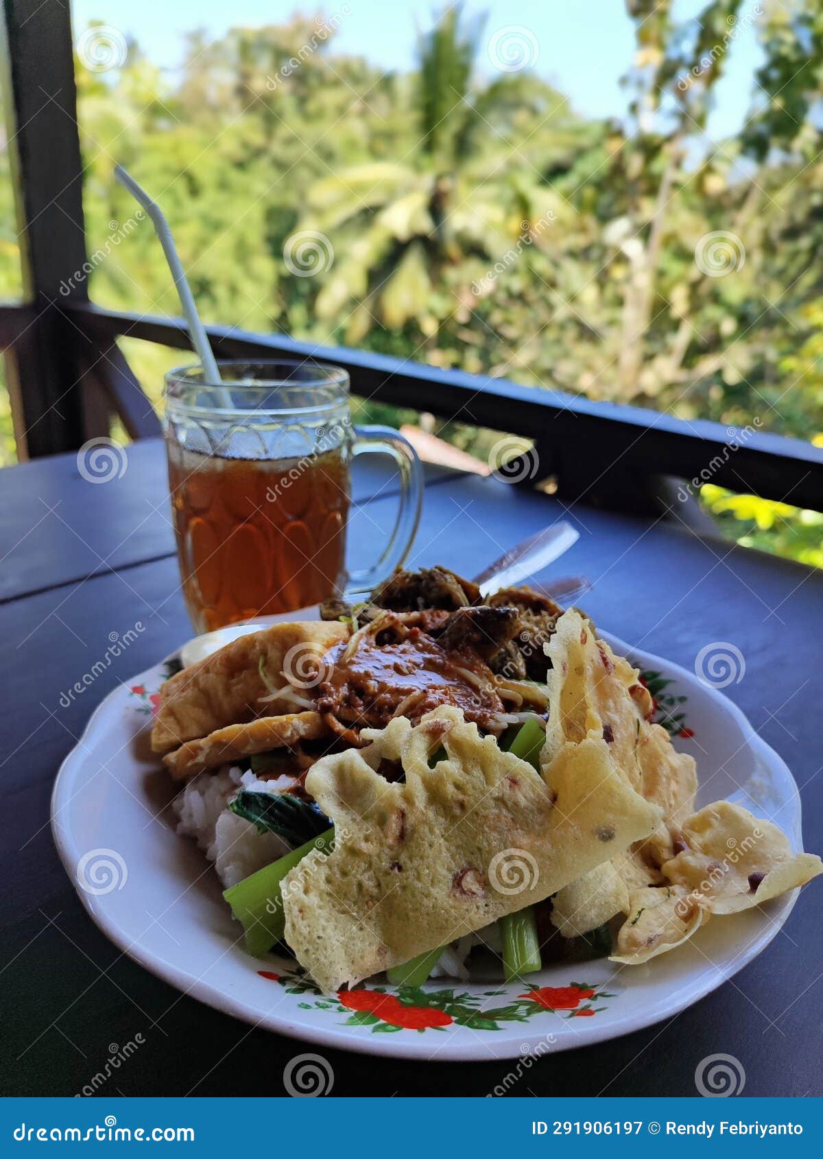 Indonesian Food " Pecel " Stock Image - Image of bean, food: 291906197