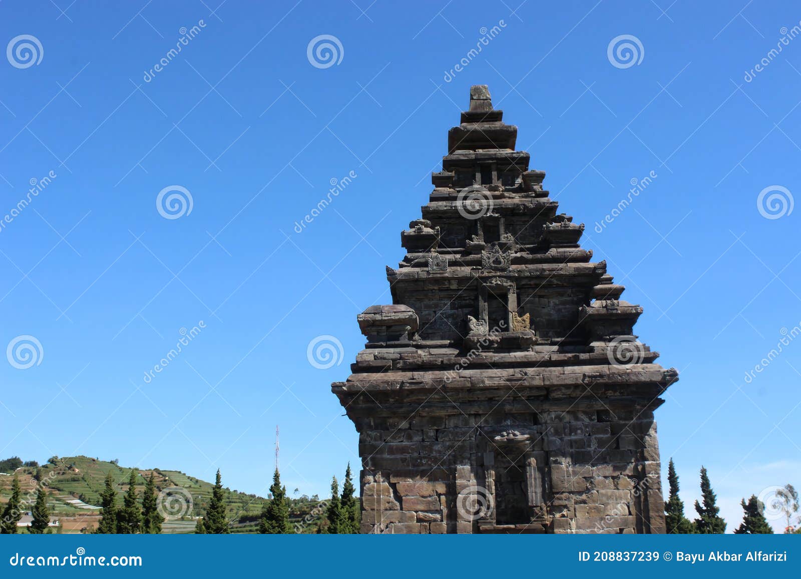 The Indonesian Hindu Temple Editorial Stock Image - Image of indonesian ...