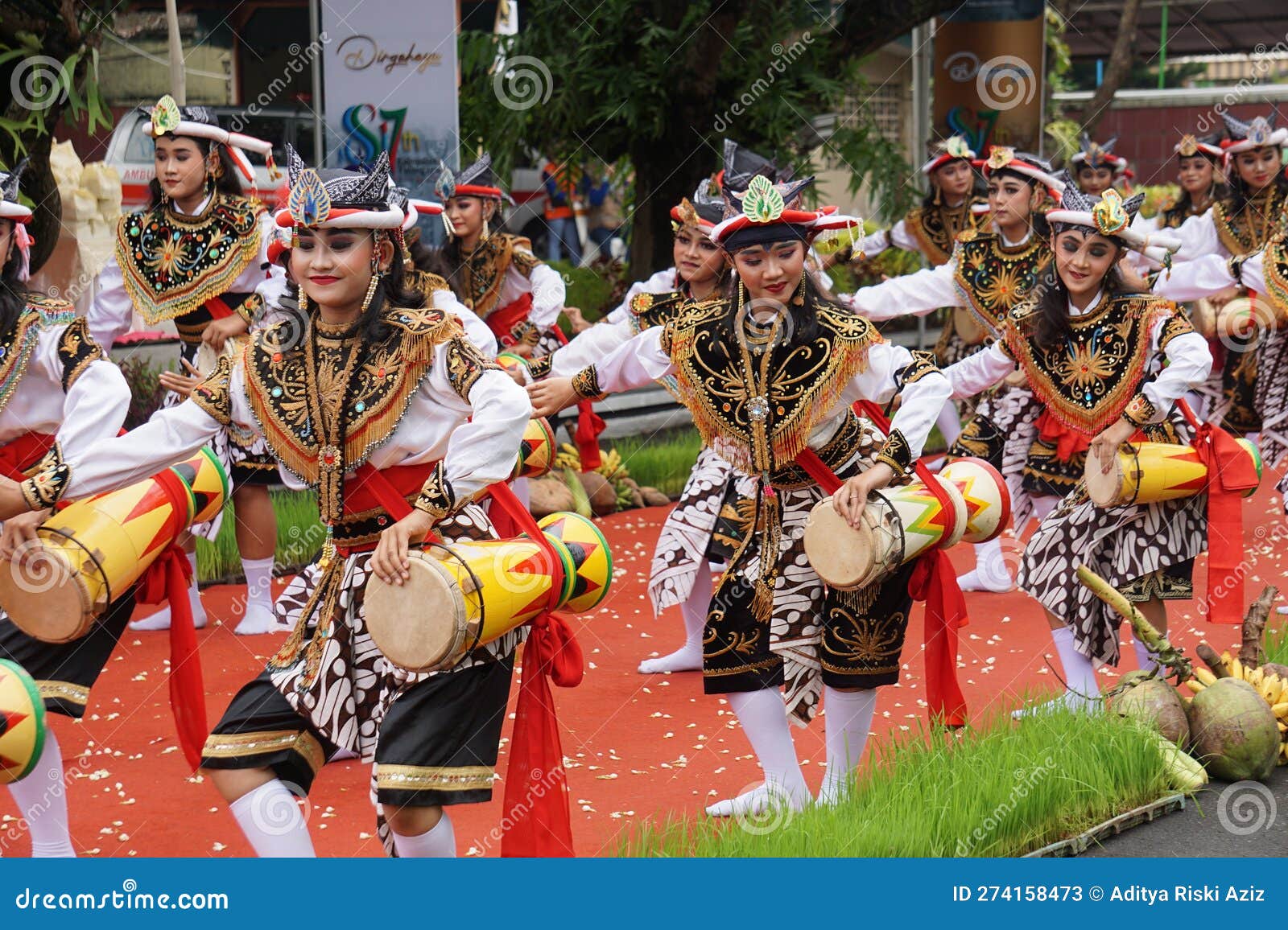 Indonesian Perform Reog Kendang Editorial Stock Photo - Image of people ...