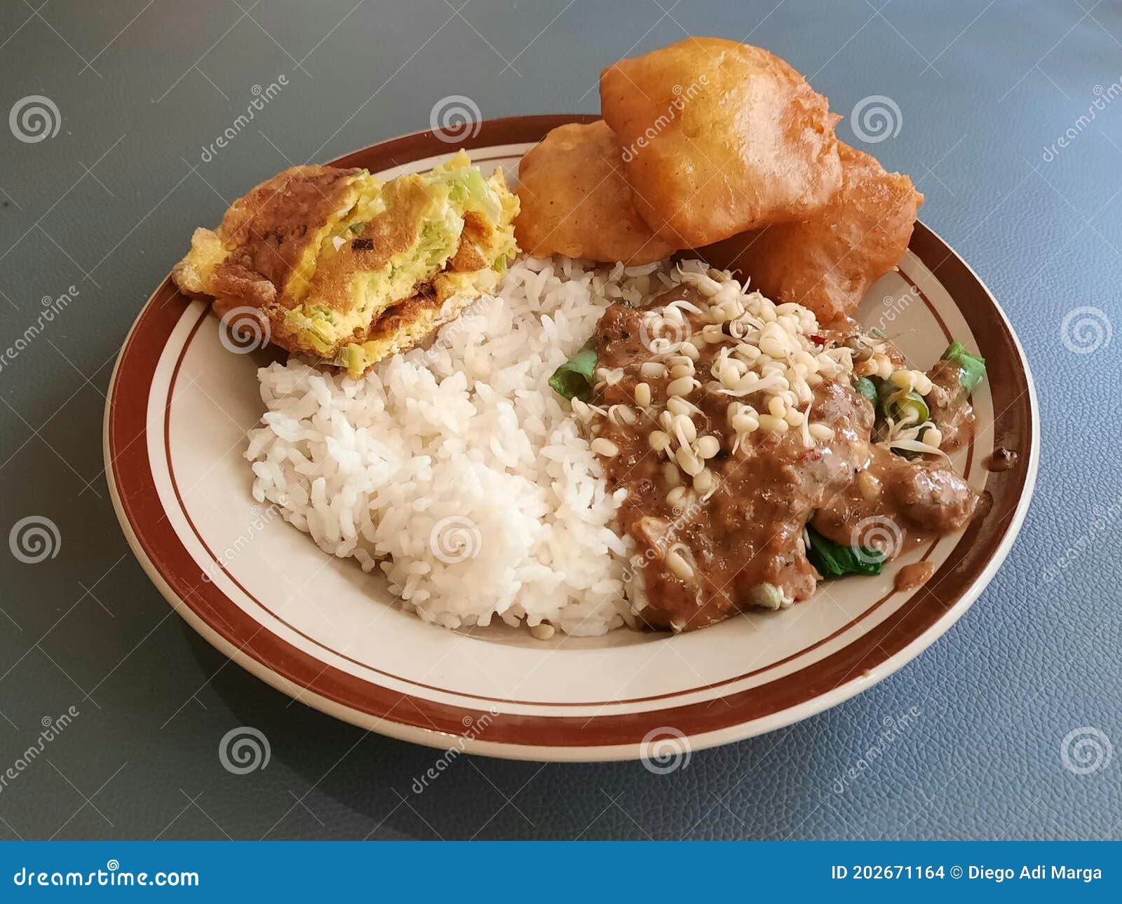 Indonesian Traditional Food, Pecel Stock Photo - Image of rice ...