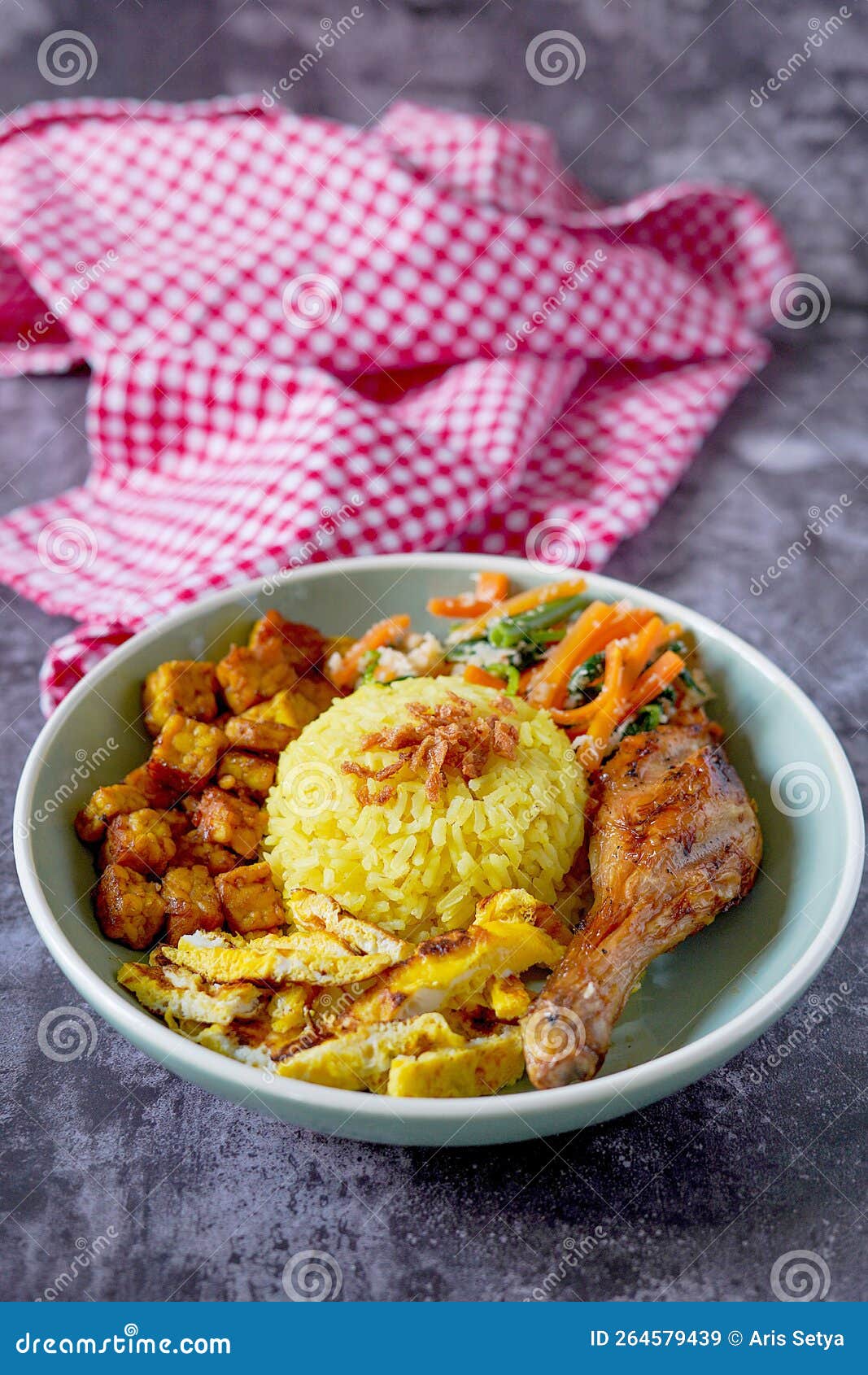 Indonesian Turmeric Rice Nasi Kuning Stock Image - Image of indonesian ...