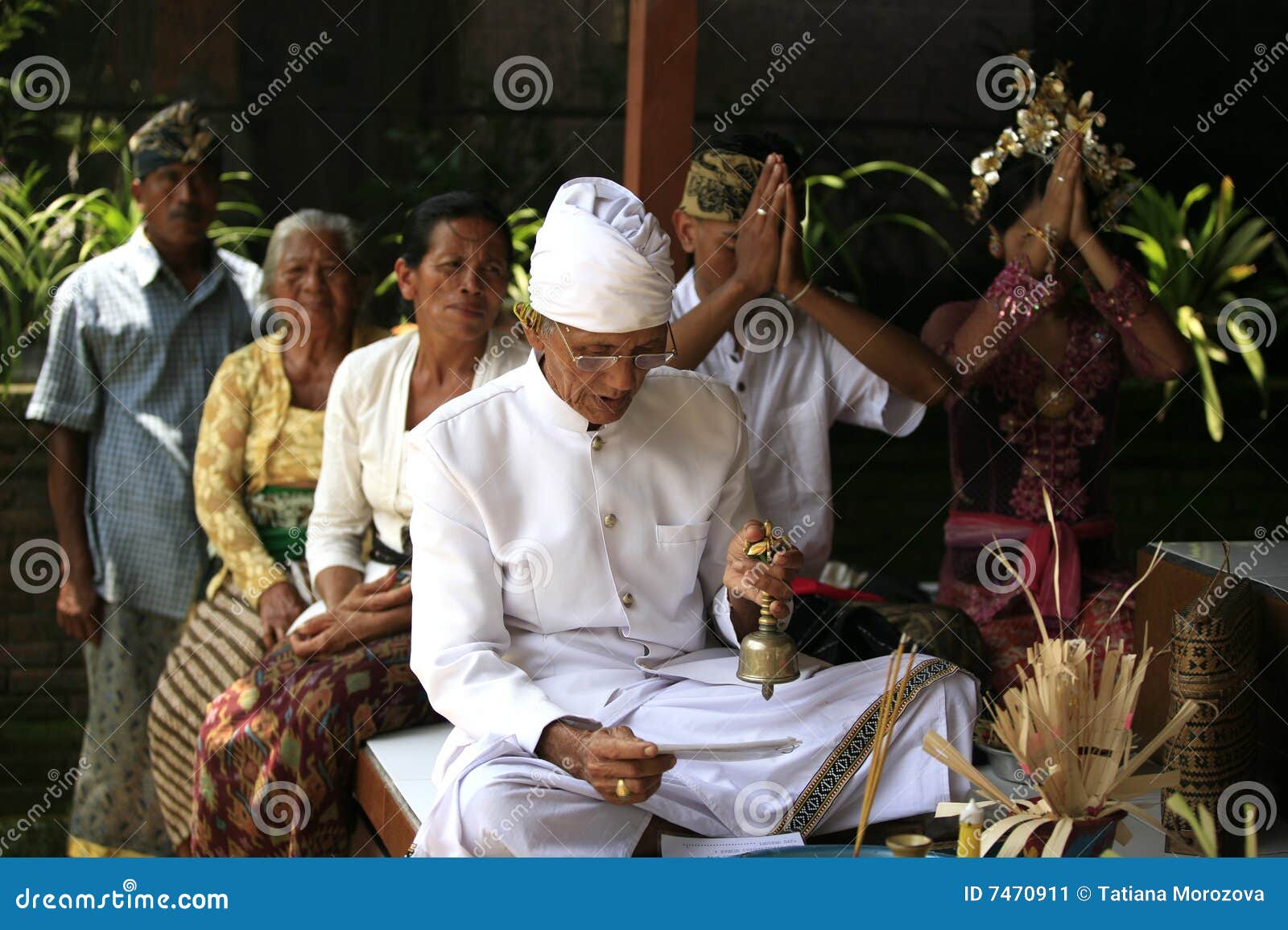 Indonesian wedding editorial photo. Image of moment, bride - 7470911