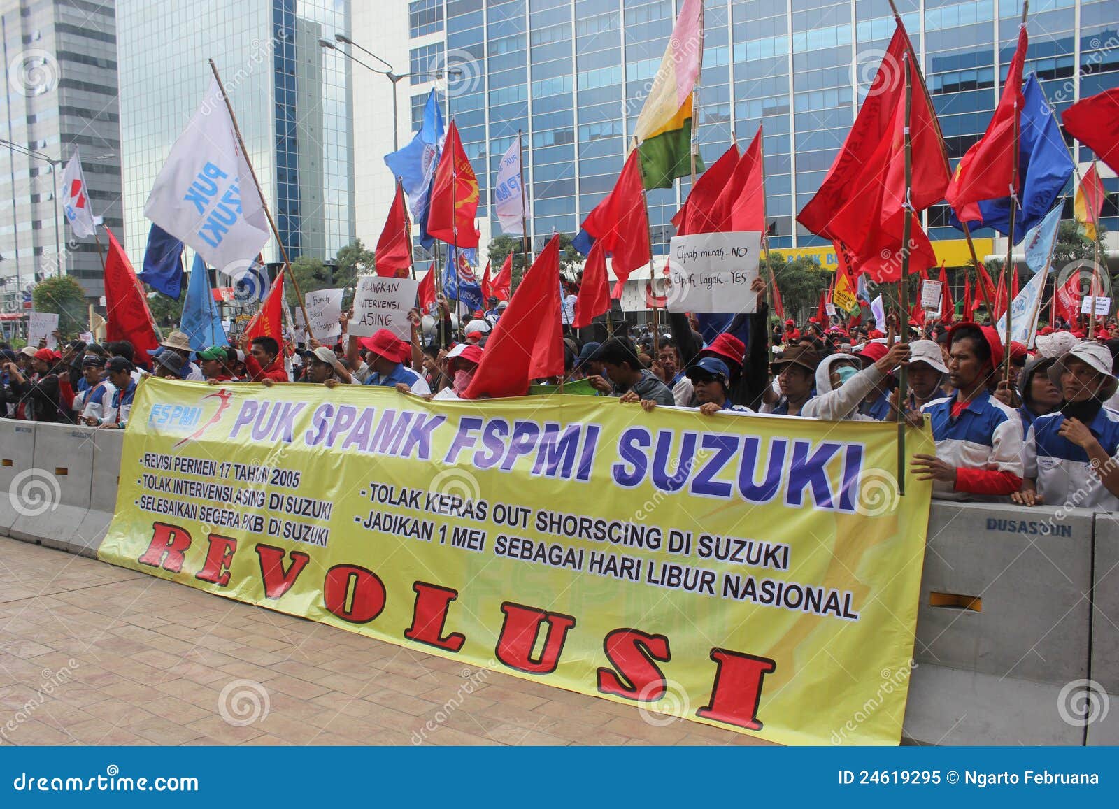 Indonesian Workers Rally in Labor Day Editorial Image - Image of ...
