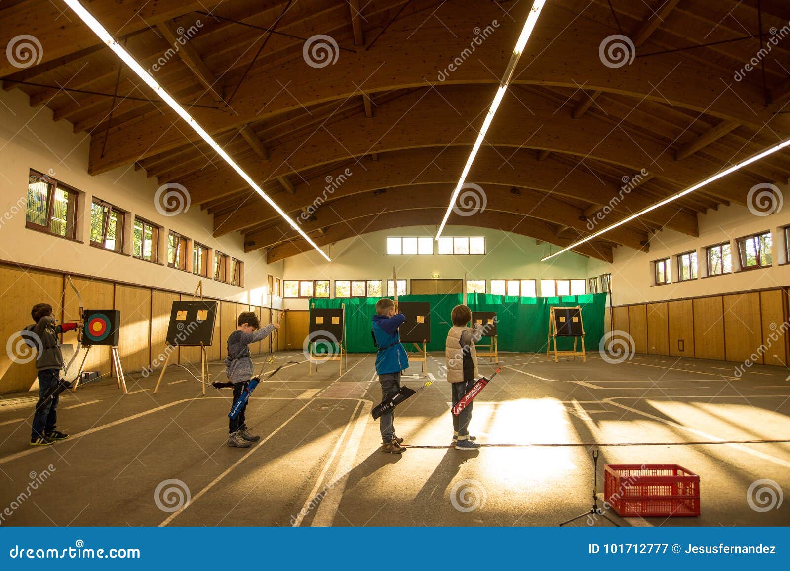 Indoor archery range editorial photography. Image of late - 101712777